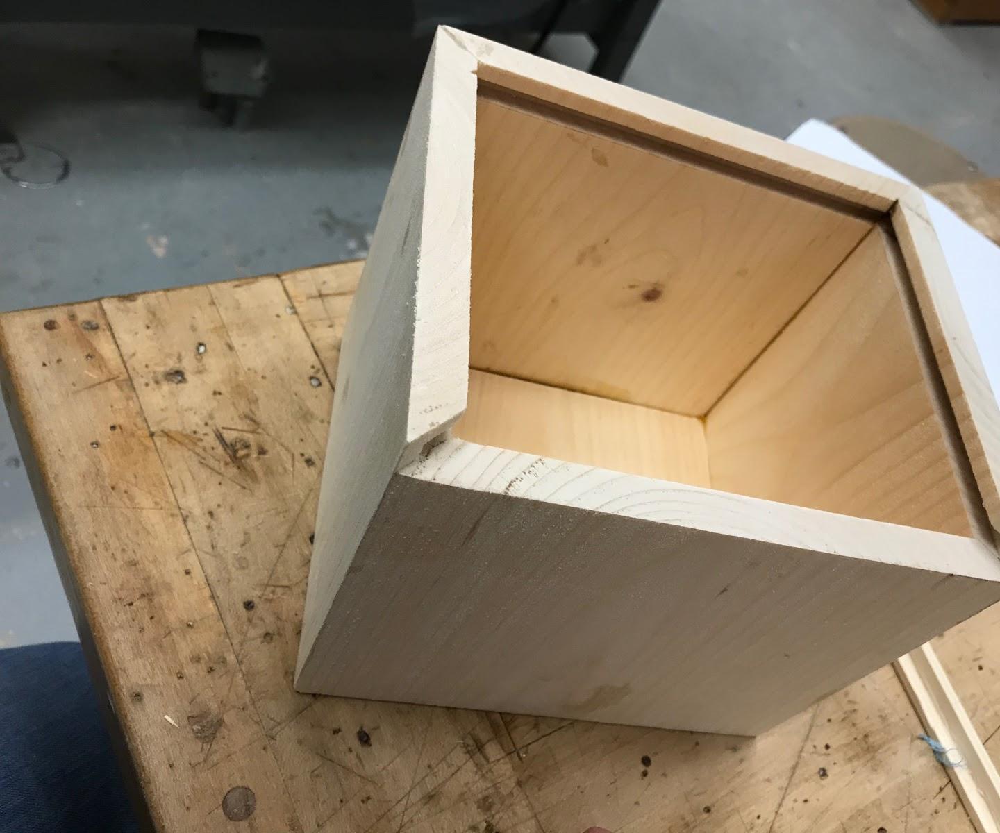 Making a Box : 8 Steps - Instructables