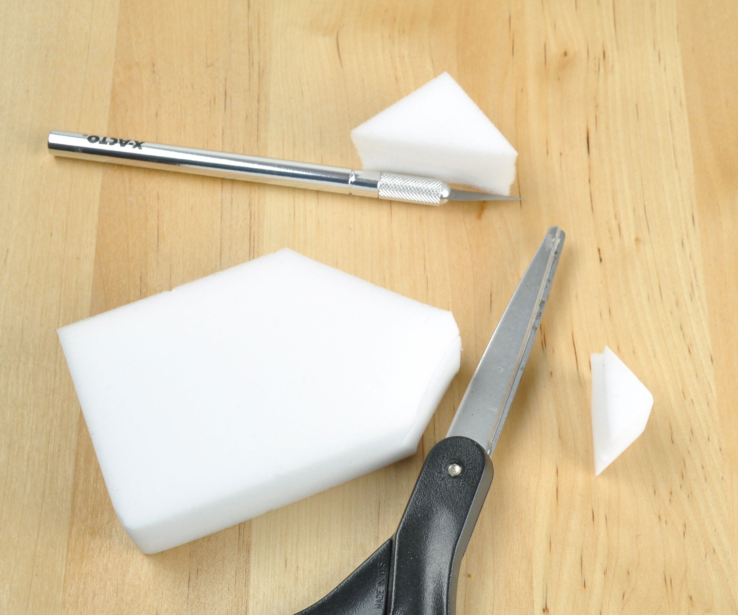 Sponge Stamped Christmas Tree Card : 4 Steps (with Pictures ...