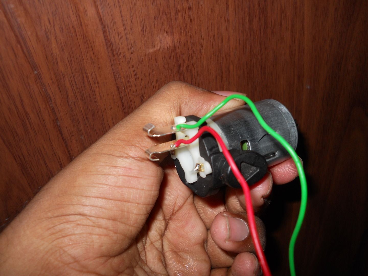 Electric Screwdriver Hack : 12 Steps - Instructables