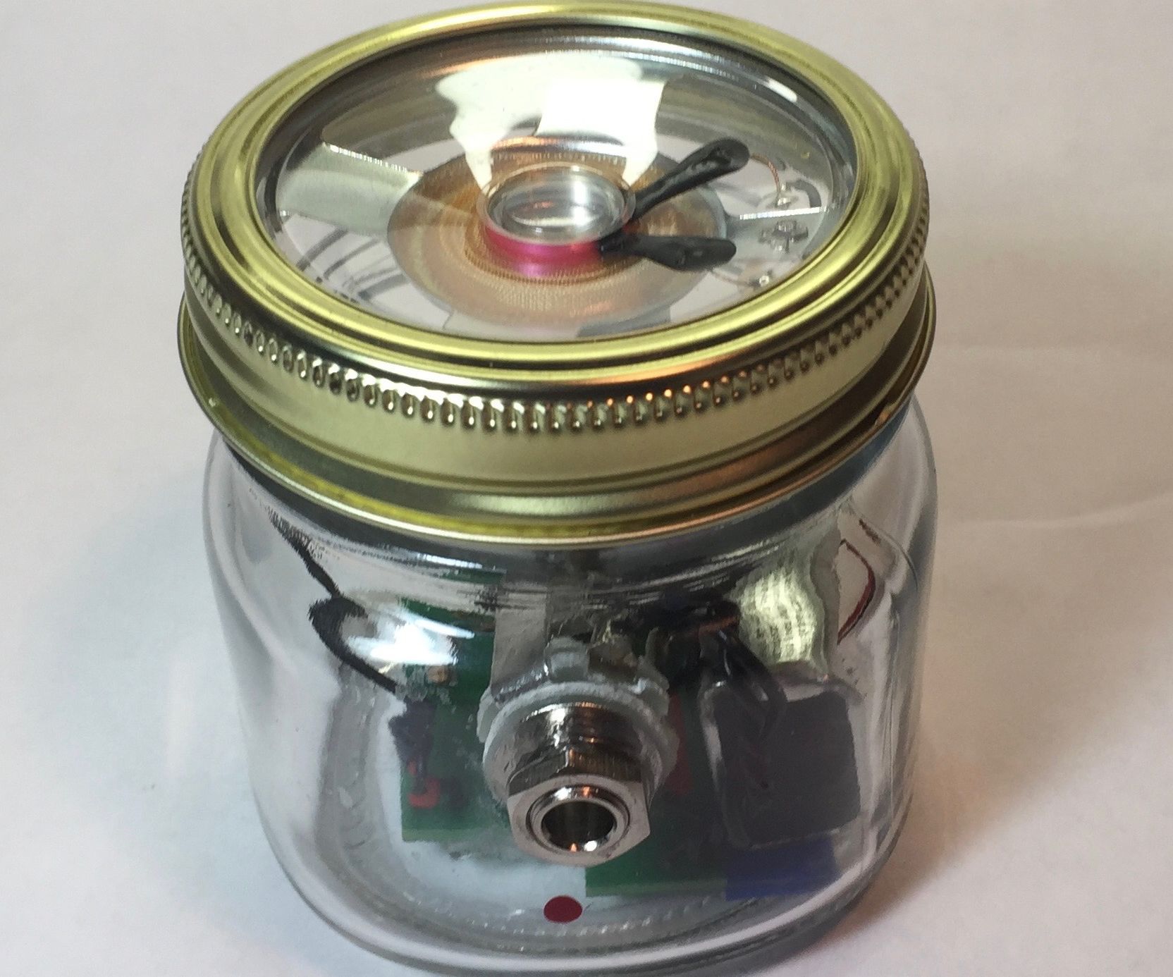 DIY Jelly Jar Guitar Amplifier : the North Georgia Jelly Amp : 6 Steps ...