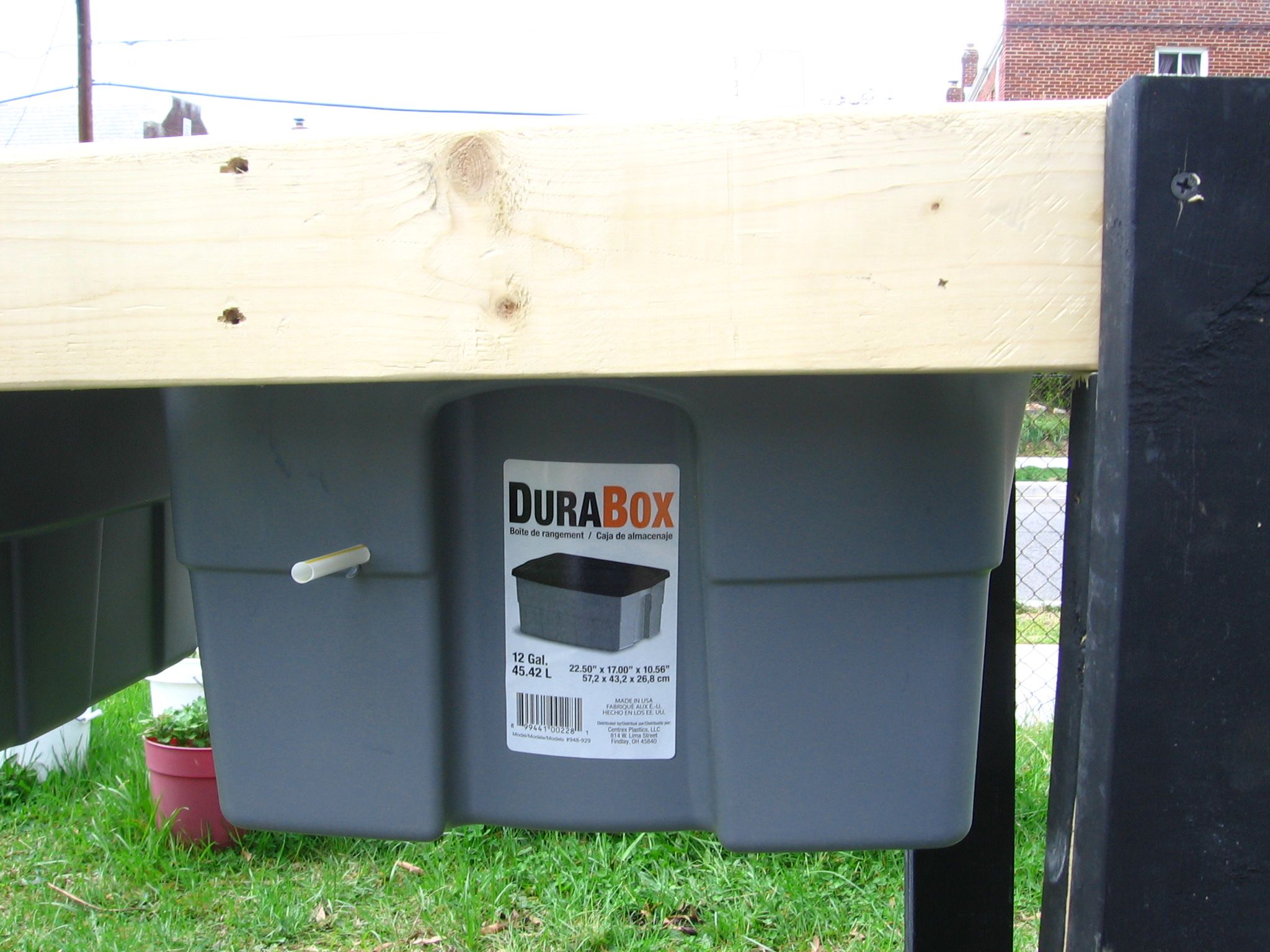 Self-Watering Veggie Table : 15 Steps (with Pictures) - Instructables