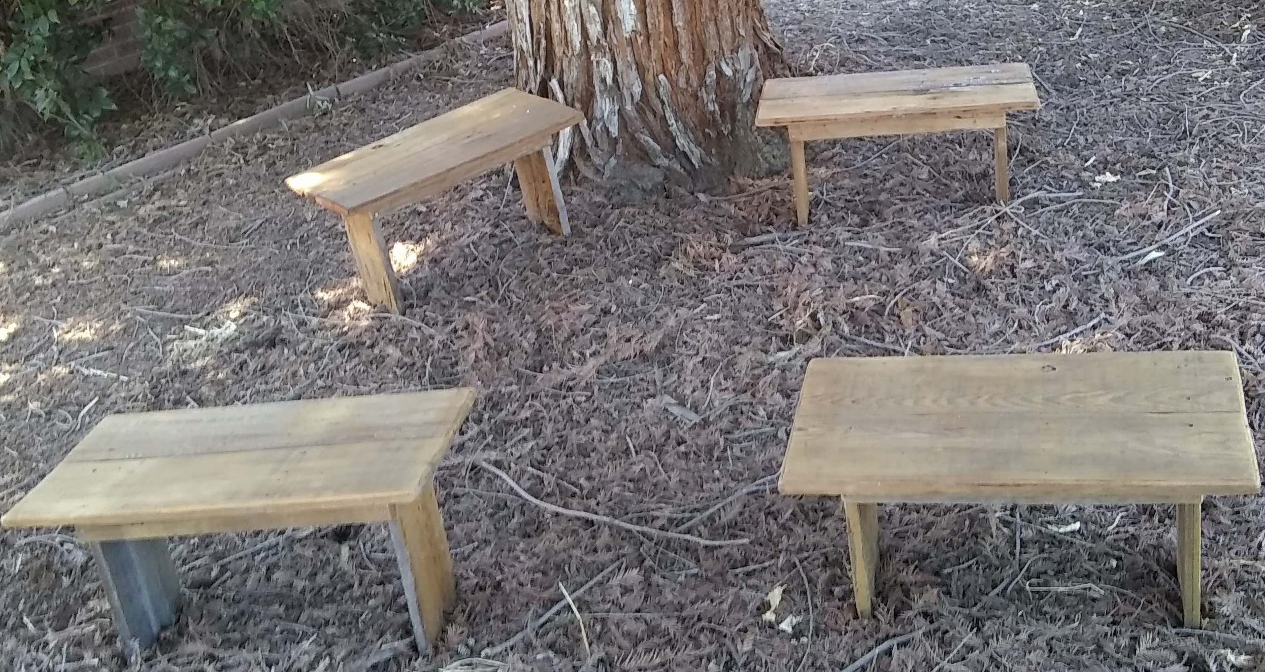 Simple Shaker-Style Bench - From Redwood Fencing : 6 Steps (with ...