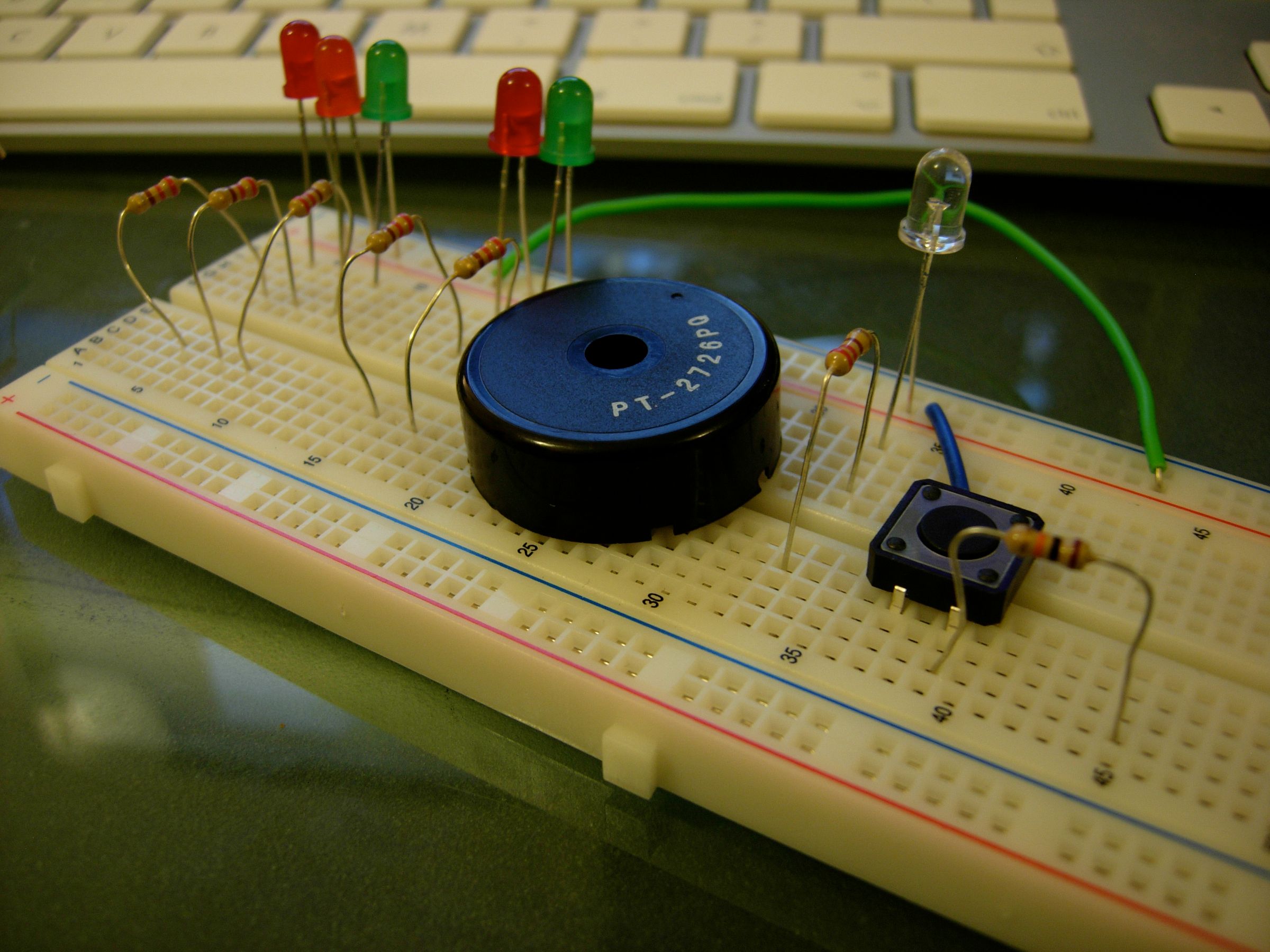 Arduino: Making a Set of Traffic Lights : 9 Steps - Instructables