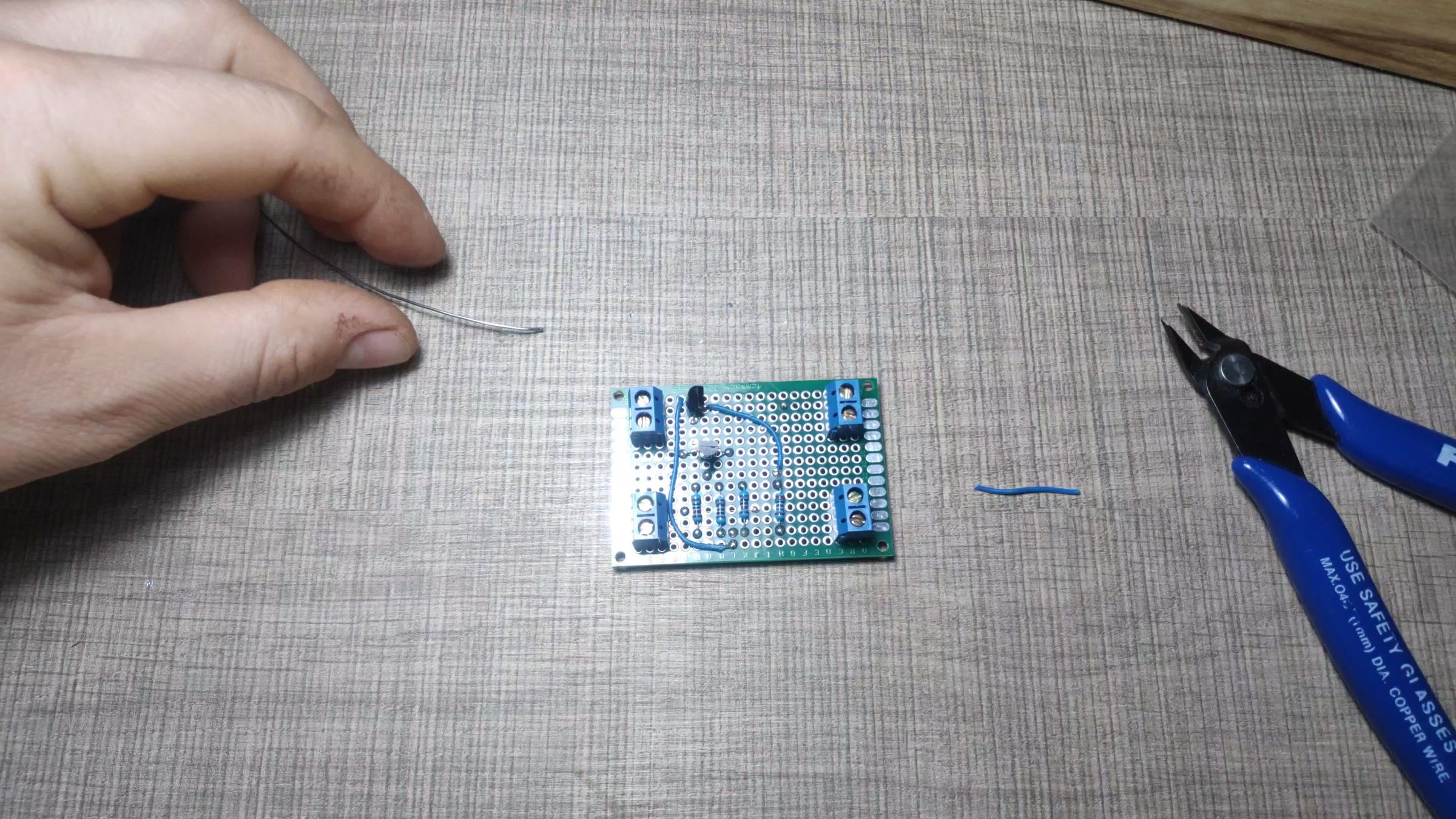 SSR Latching Circuit With Push Buttons : 6 Steps (with Pictures ...