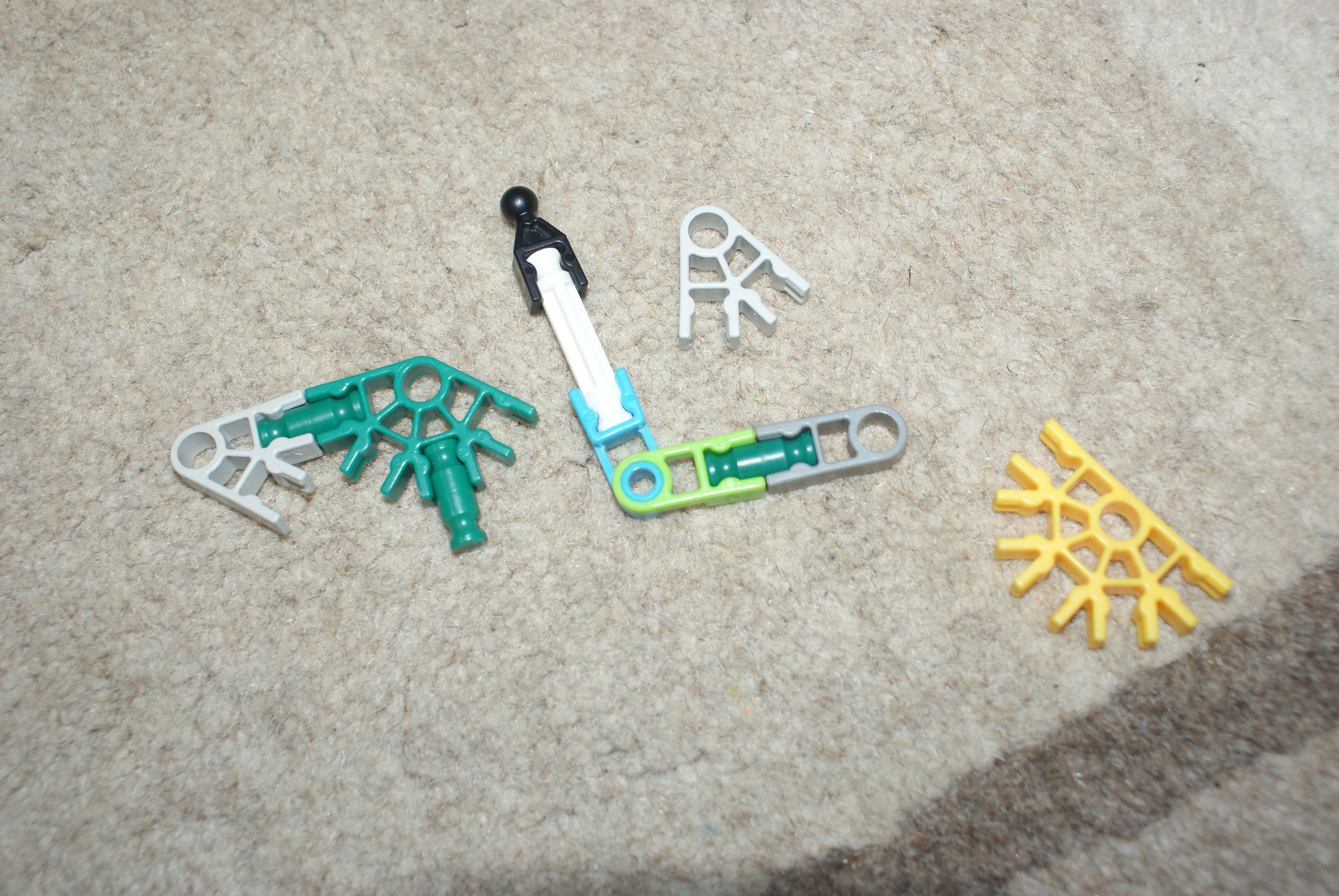 Building a K'nex Glock 39 : 3 Steps - Instructables