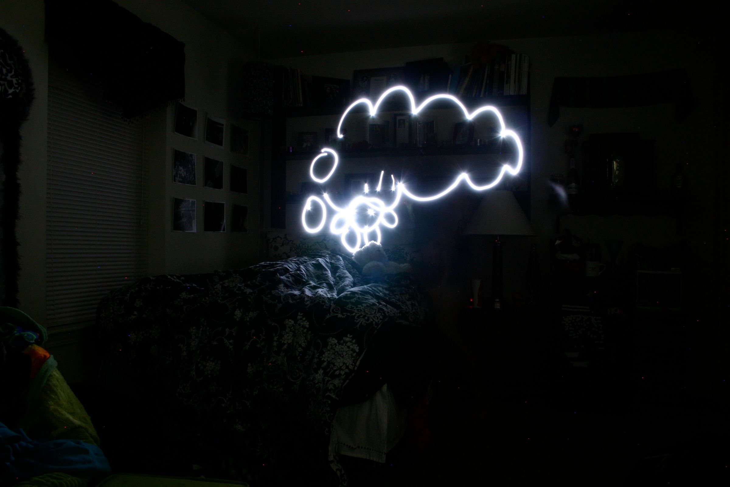 How to Create a Light Stop Motion Video : 4 Steps - Instructables