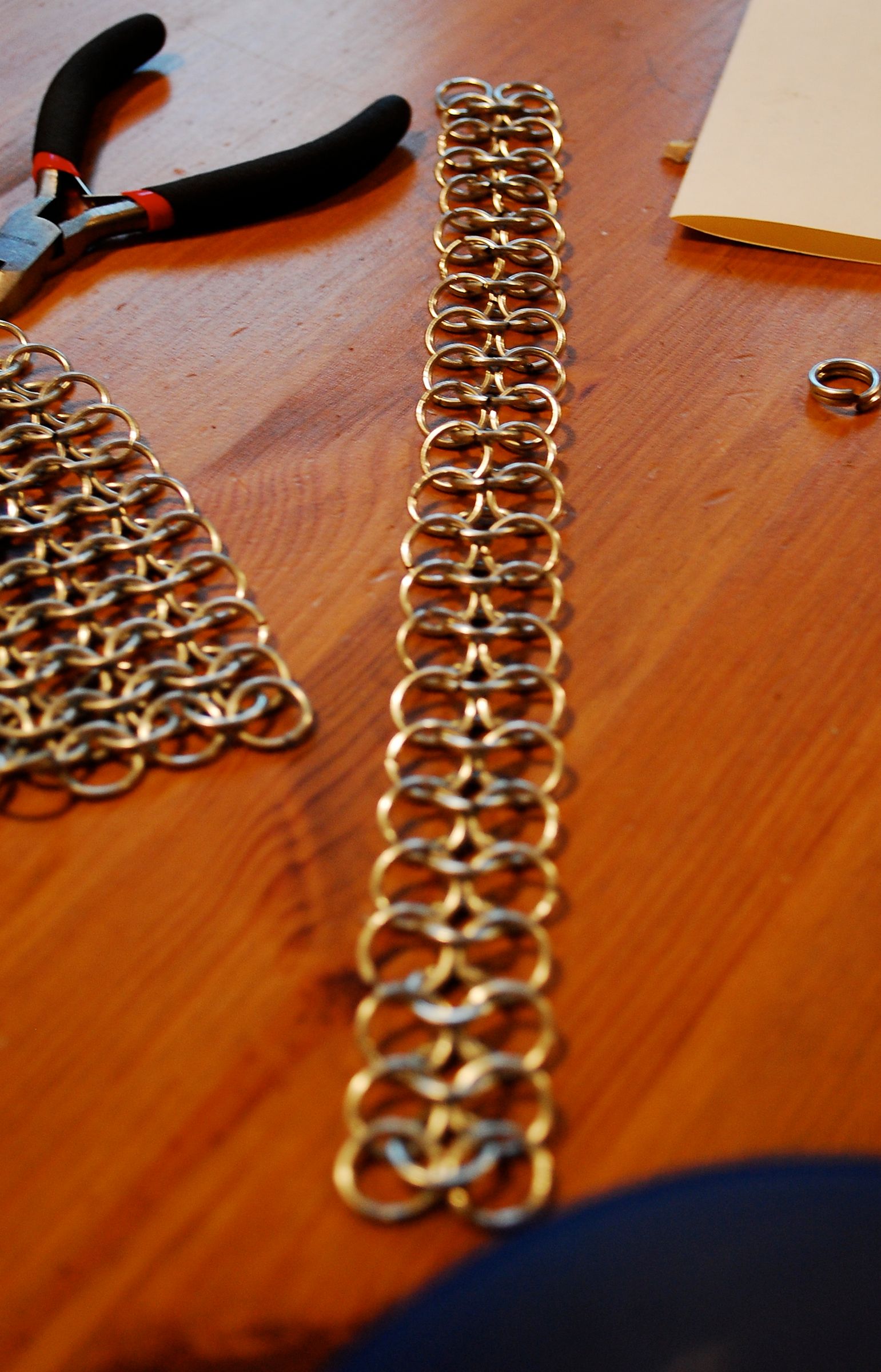 How to Make a Chainmail Shirt : 8 Steps (with Pictures) - Instructables
