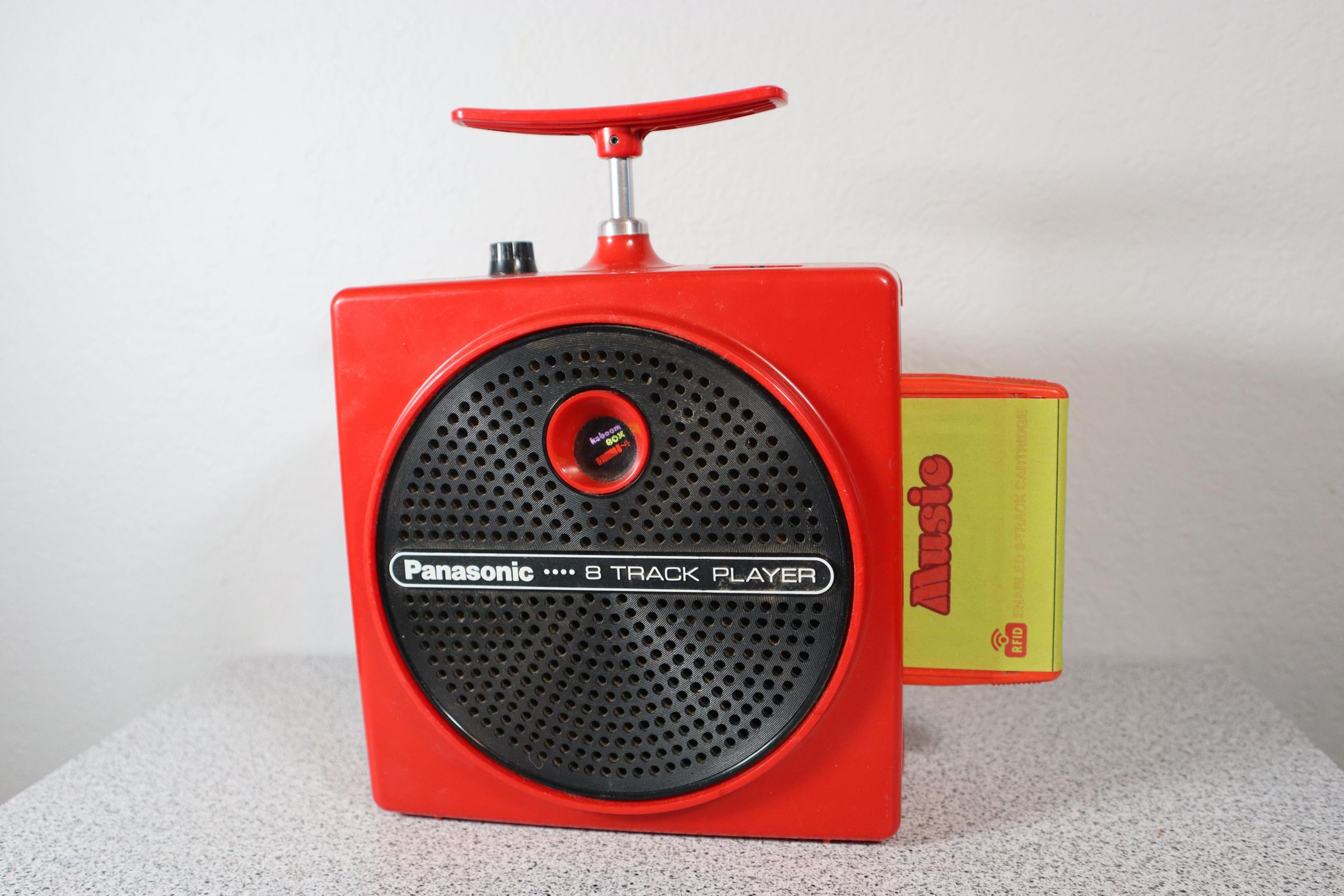 KaboomBox - an RFID 8-Track Player : 7 Steps (with Pictures ...
