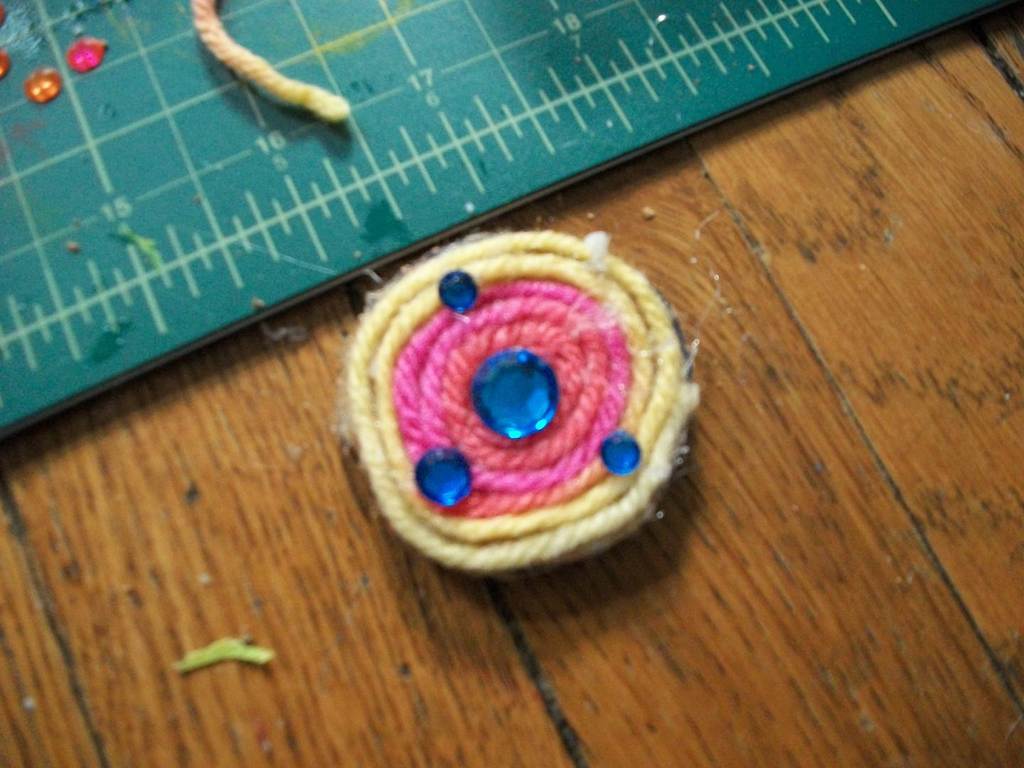 Yarn Cork Push Pins : 5 Steps (with Pictures) - Instructables