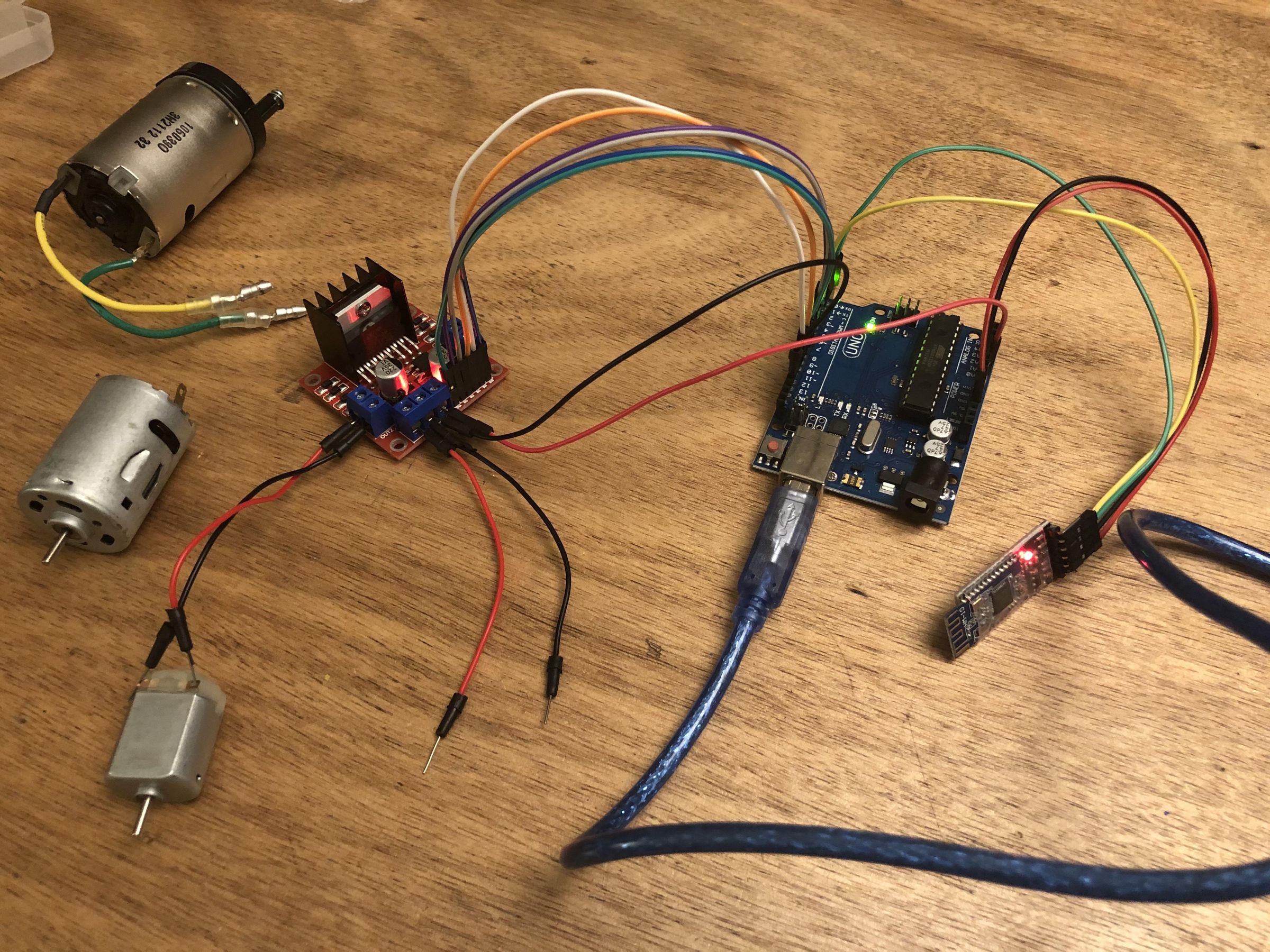 Bluetooth RC CAR (Arduino HM-10 + IPhone Controller) Mode 1 : 6 Steps ...