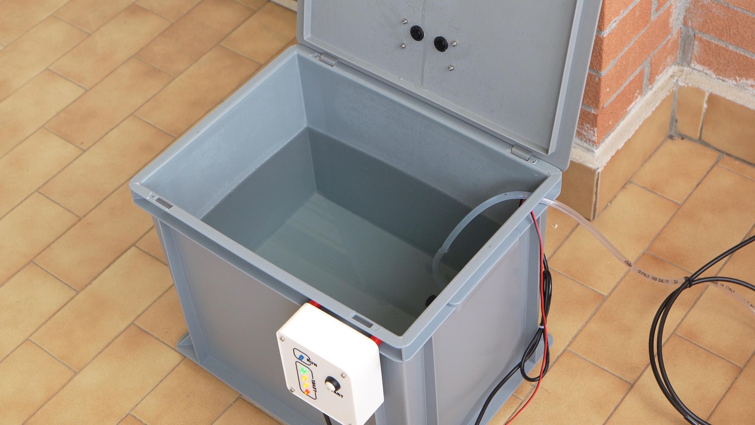 ESP32 Irrigation System With Water Reservoir : 10 Steps (with Pictures ...