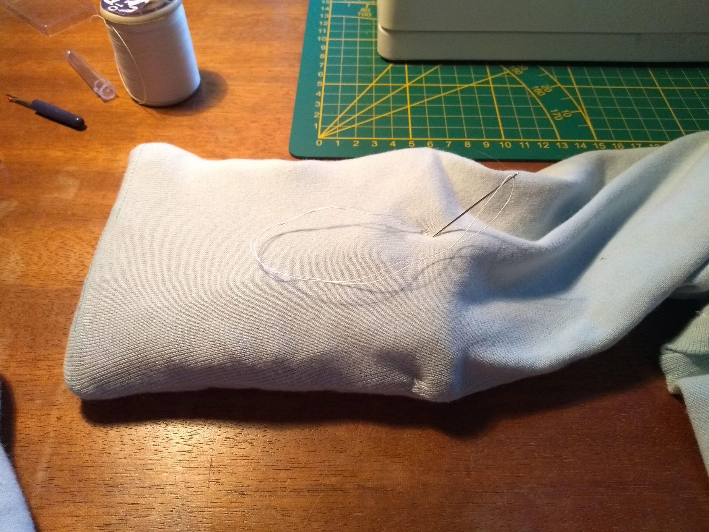 D4E1 Adult Scratch Sleeves : 3 Steps - Instructables