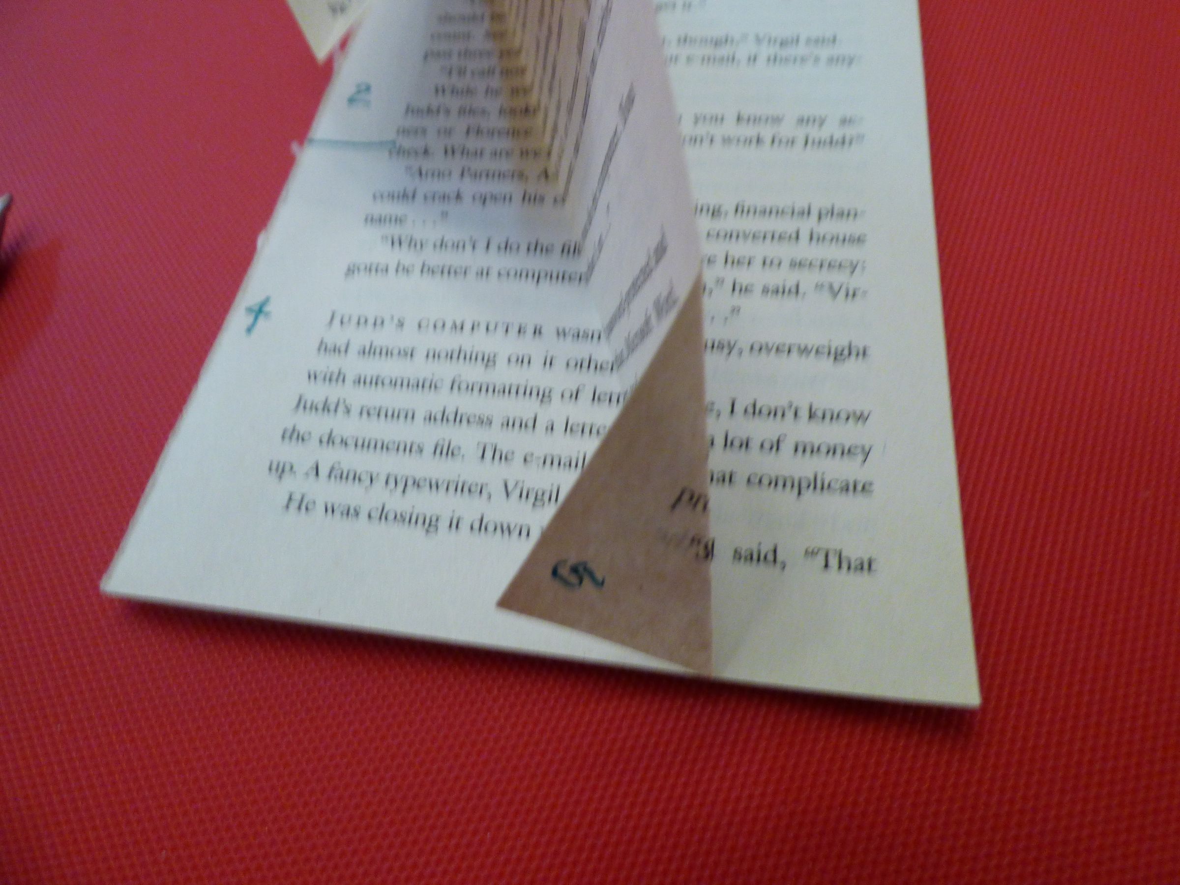 Folded Book Christmas Tree : 8 Steps (with Pictures) - Instructables