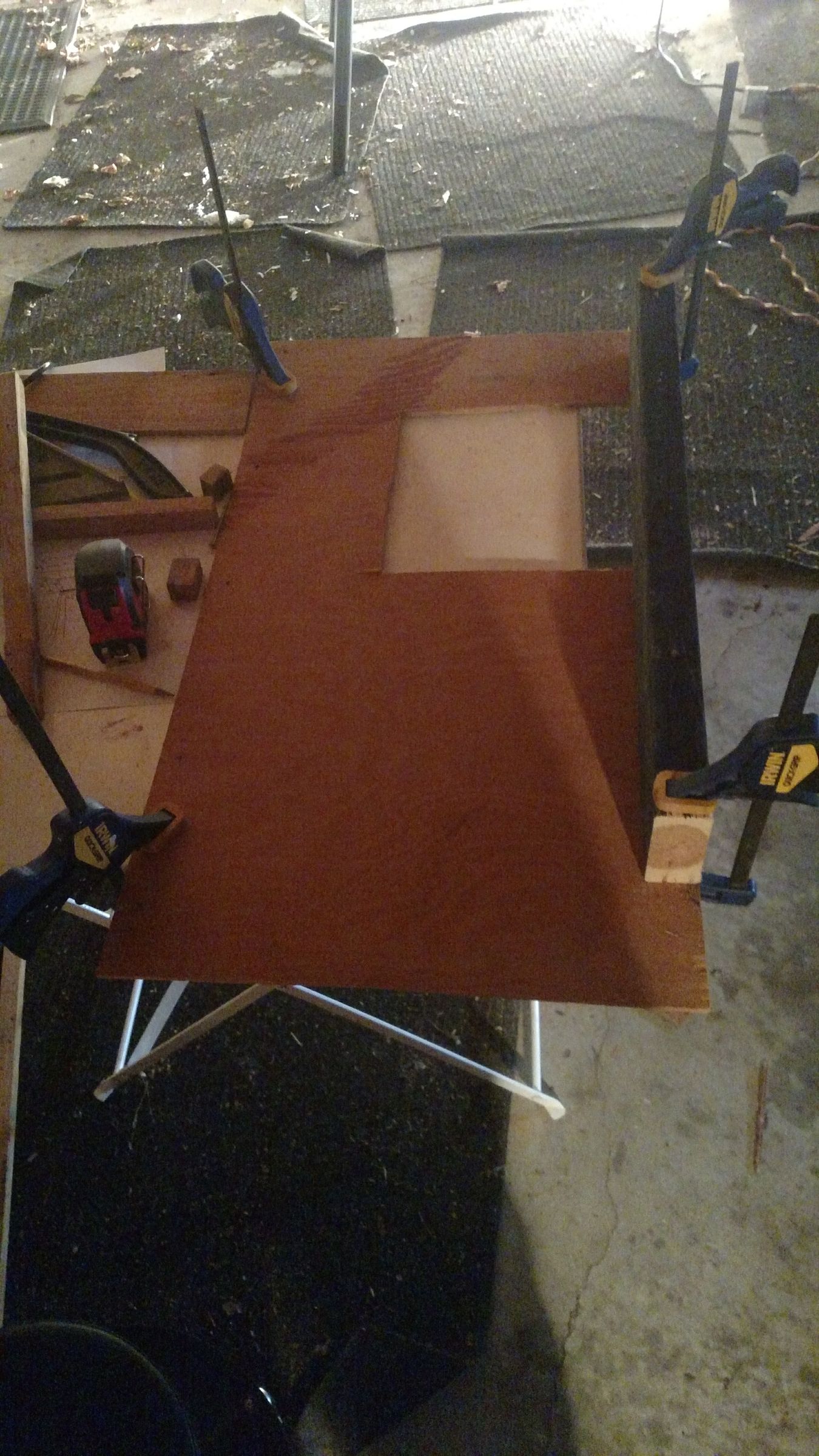 Treadmill Walking Desk/Shelf : 7 Steps (with Pictures) - Instructables