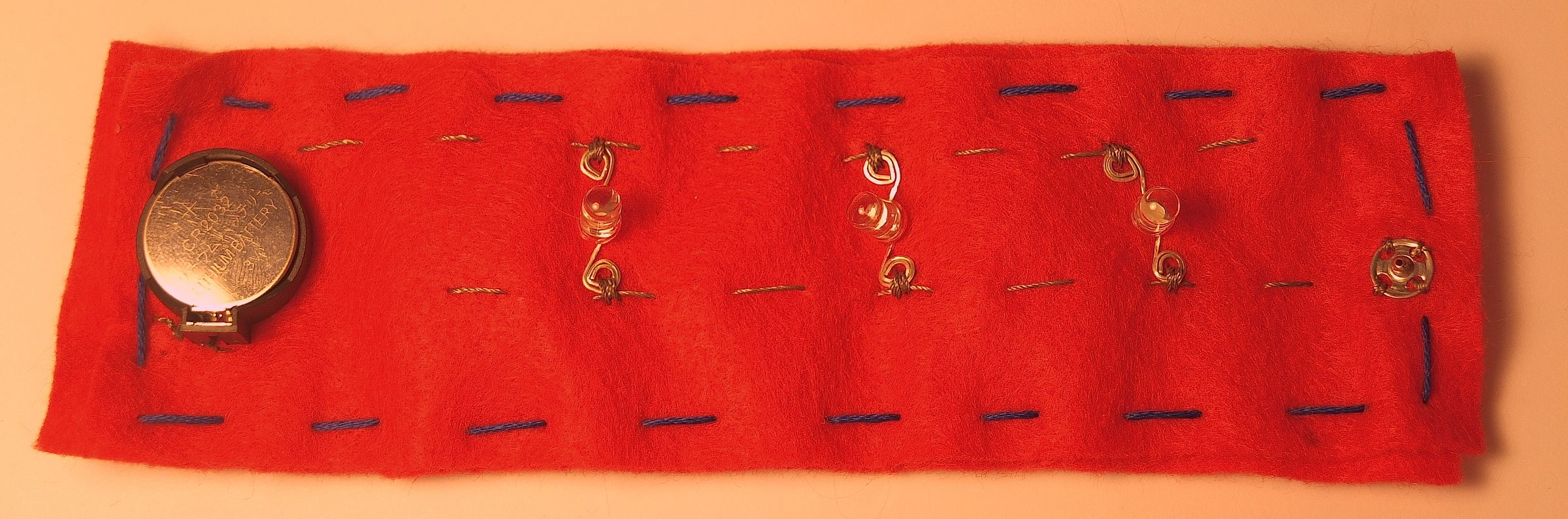 LED Conductive Switch Bracelet : 9 Steps (with Pictures) - Instructables