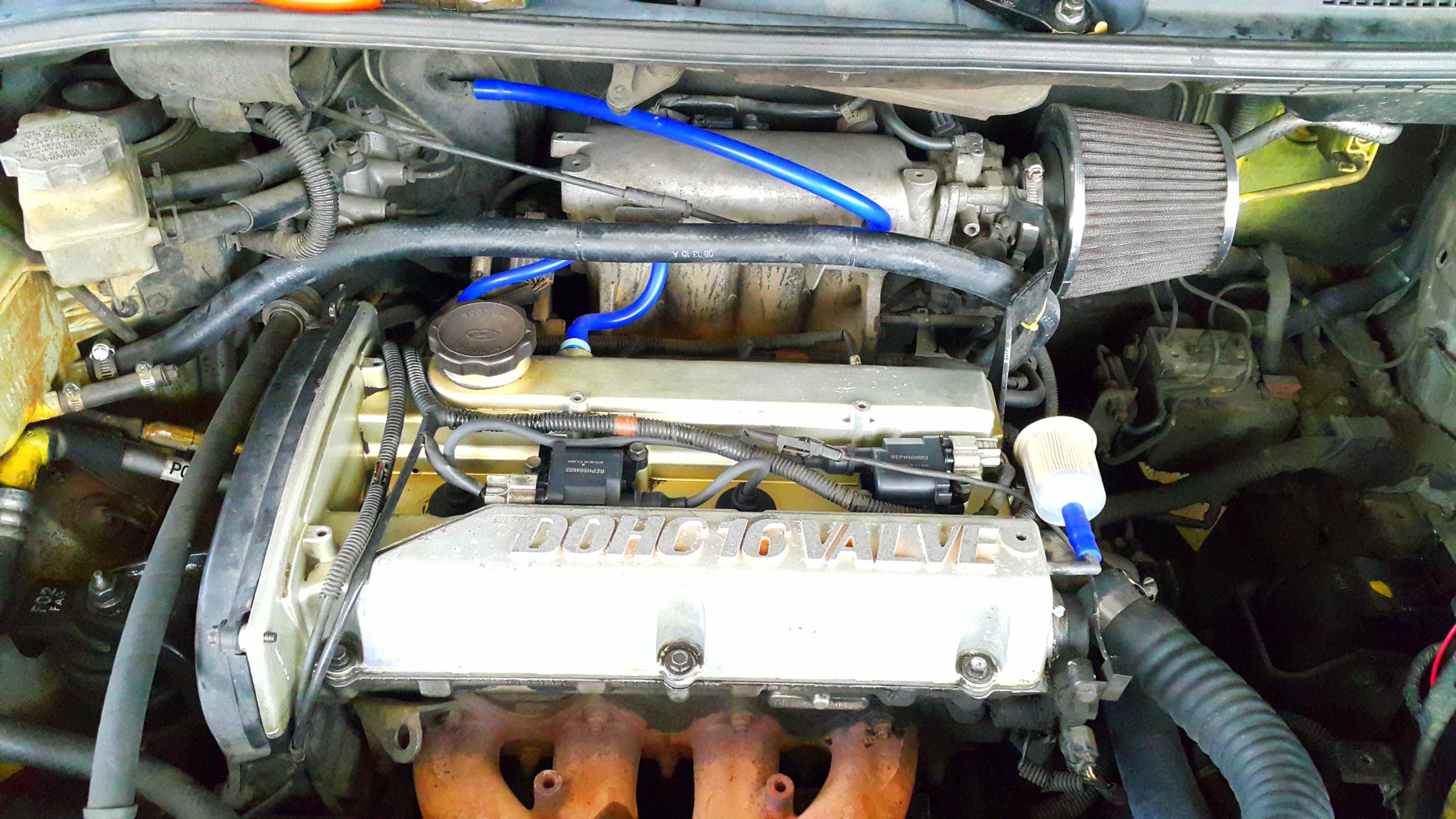 Upgrading Vacuum Hoses for Hyundai Trajet 2000. : 4 Steps - Instructables