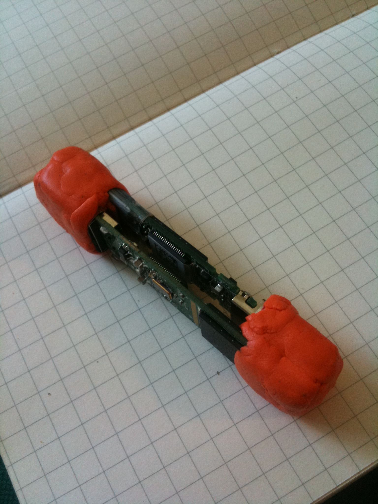 Alien USB Drives - SUGRU HACK : 11 Steps - Instructables