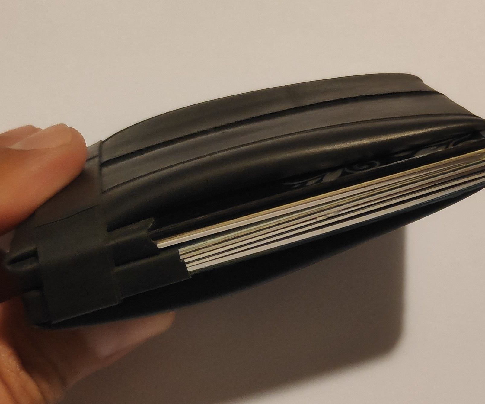 Minimalist Tube Wallet : 6 Steps - Instructables