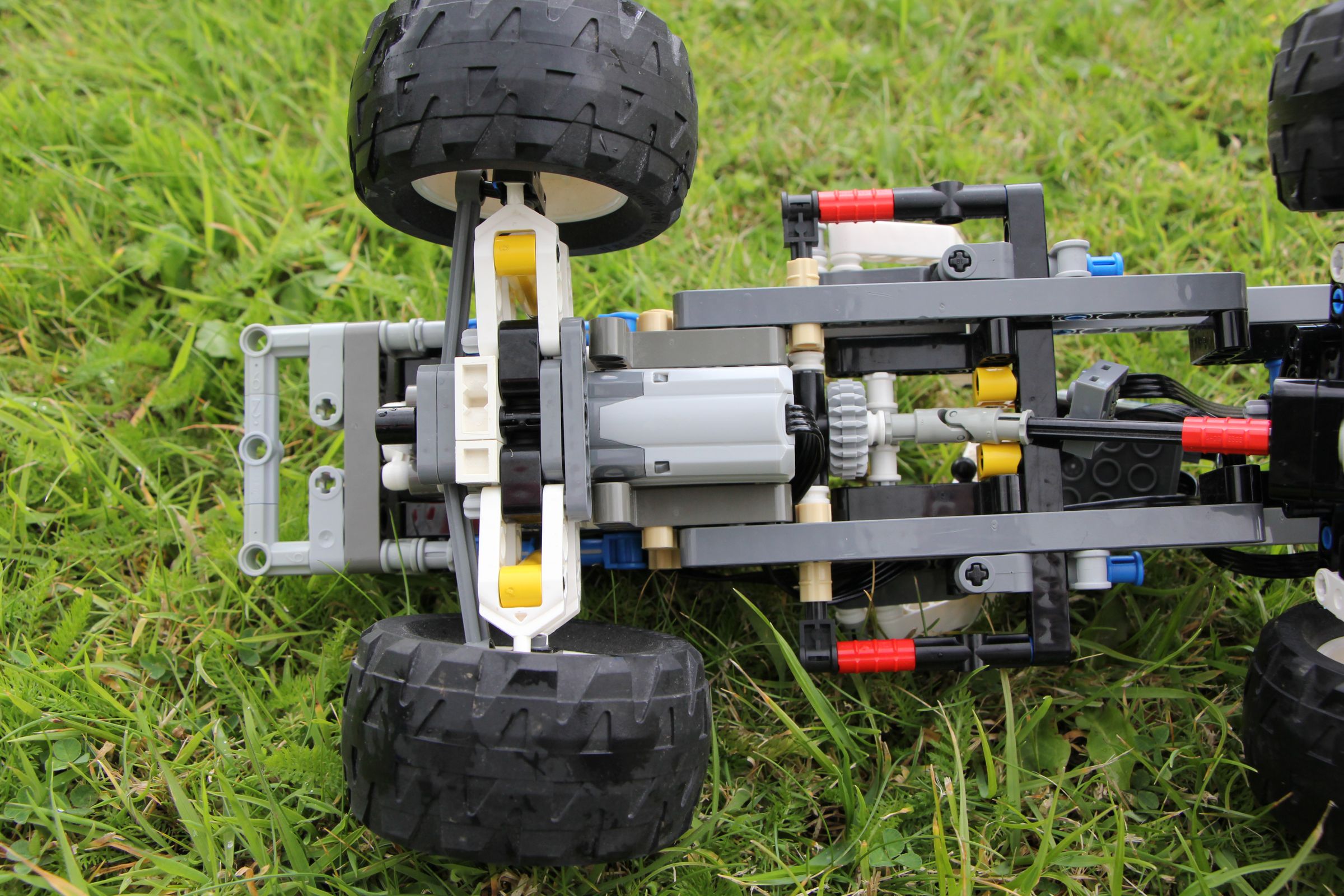 Lego Technic Remote Control Off Roader Version 2 - Instructables