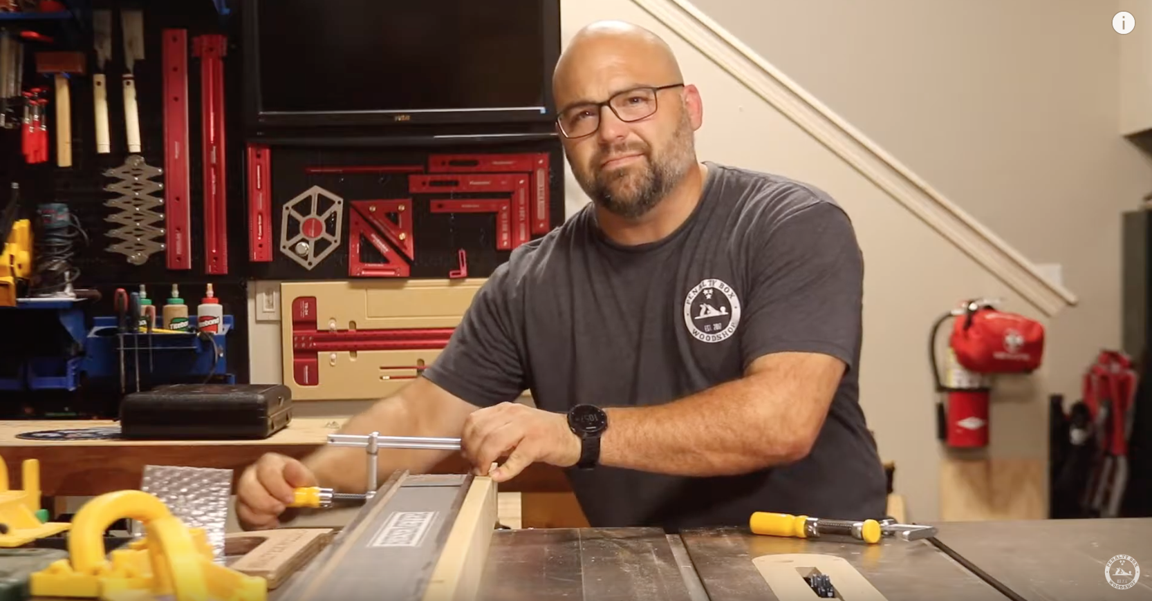 How to Install and Use a Dado Stack : 7 Steps (with Pictures) - Instructables