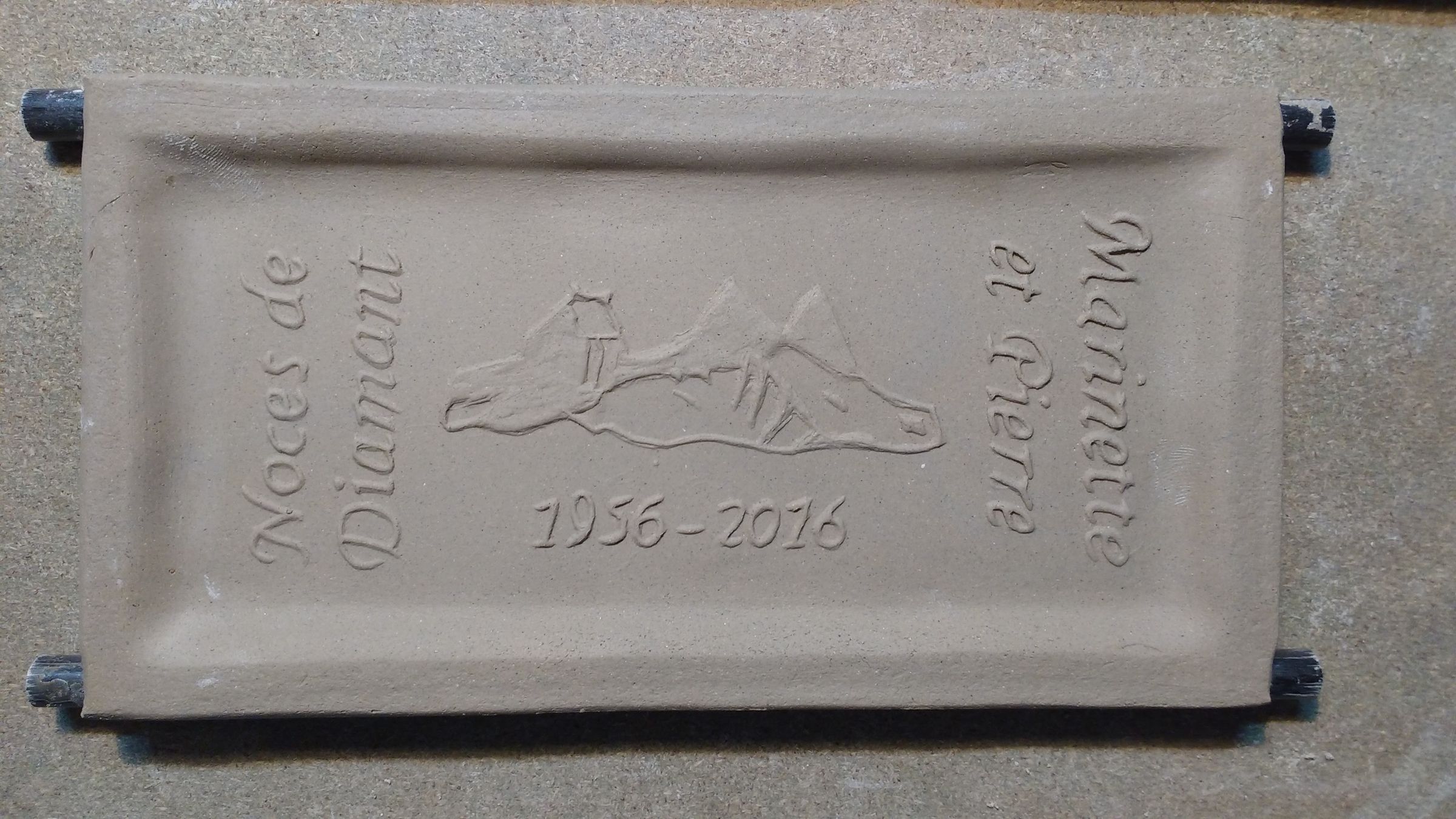 Embossed Message on Ceramic Gift for Special Celebration : 4 Steps ...