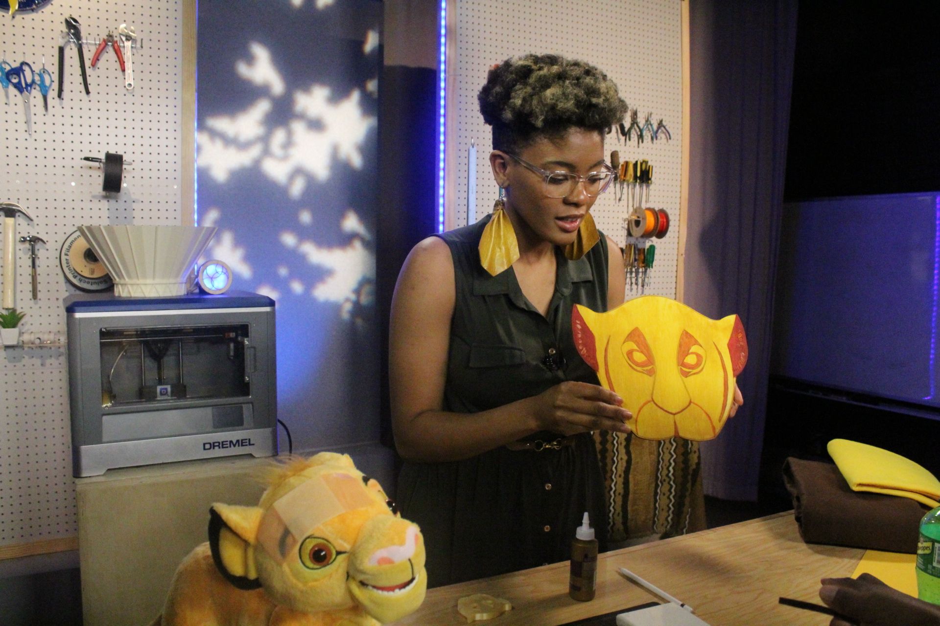 MLAB | LION KING NALA MASK : 5 Steps (with Pictures) - Instructables