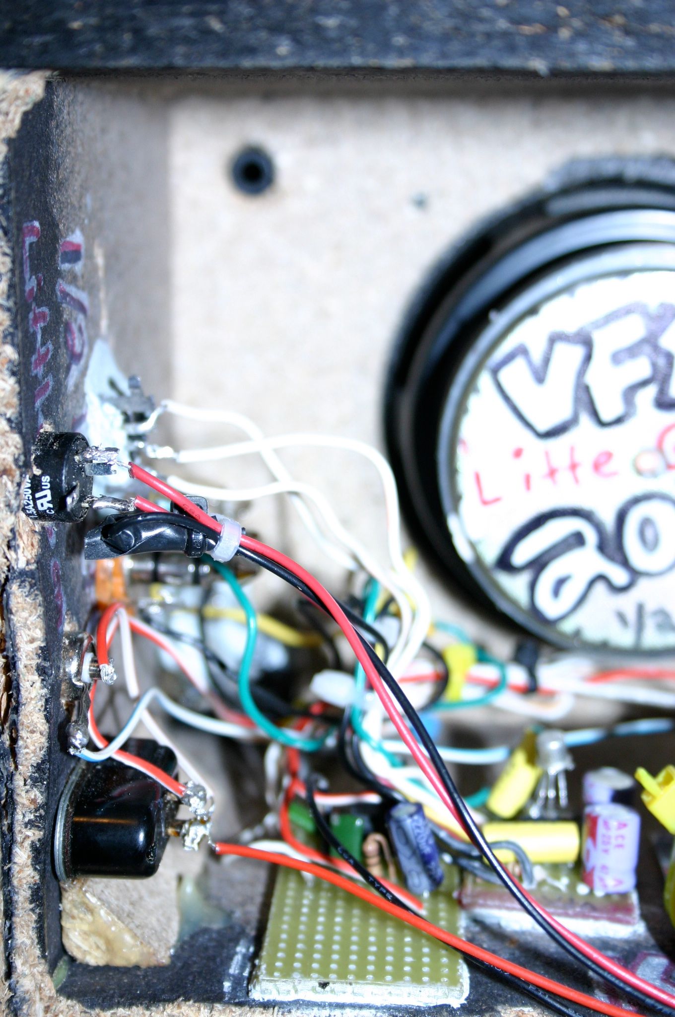 The ' Little Gem ' - Mini Amplifier / Guitar Amp - : 6 Steps ...