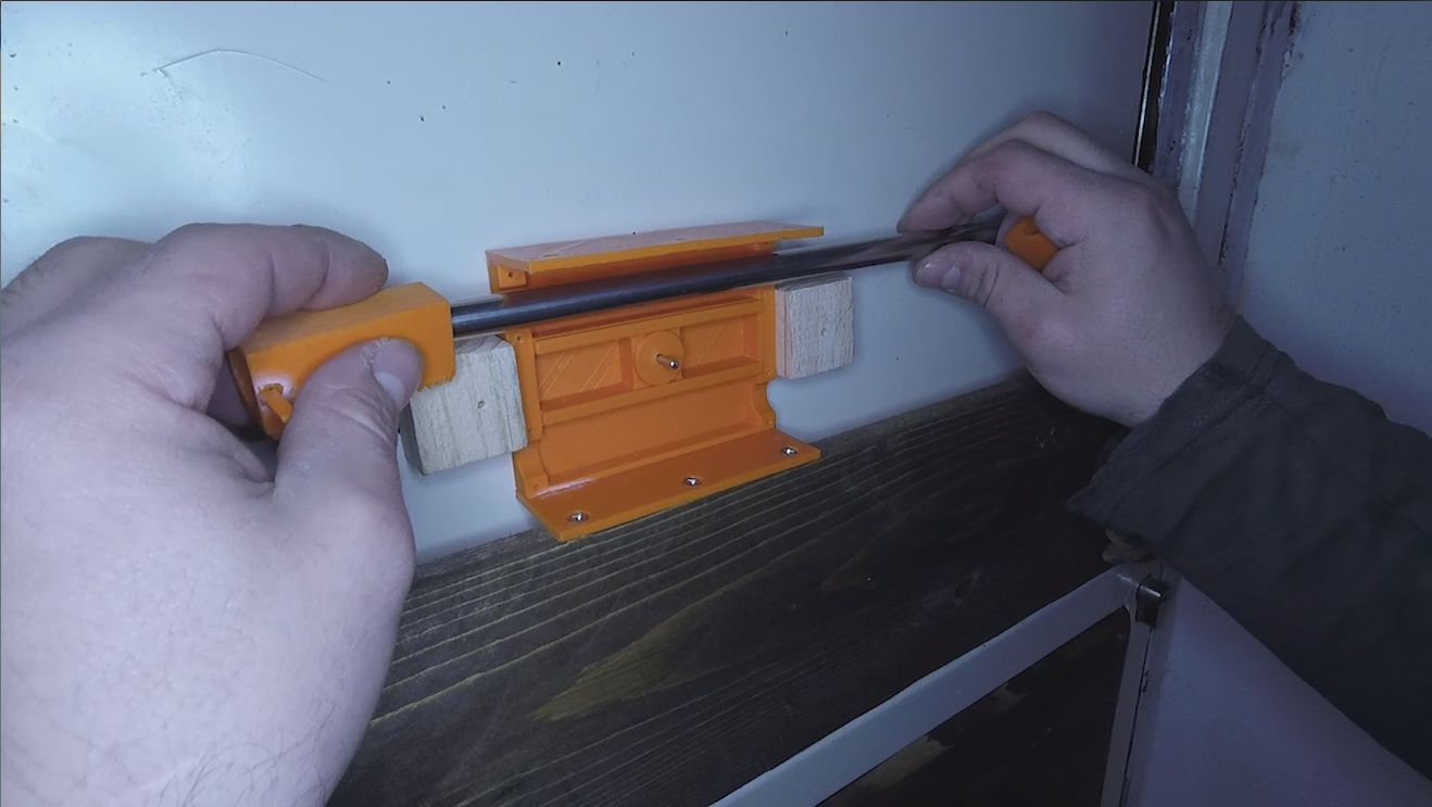 Two Point Door Lock : 10 Steps - Instructables