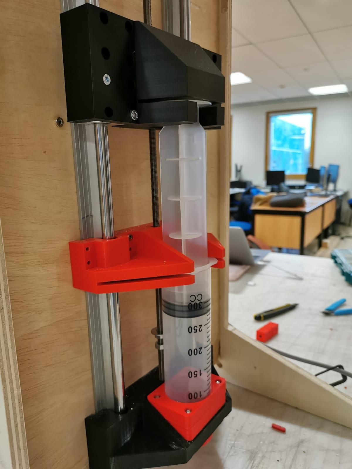 Geopolymer Mini Extruder : 10 Steps (with Pictures) - Instructables