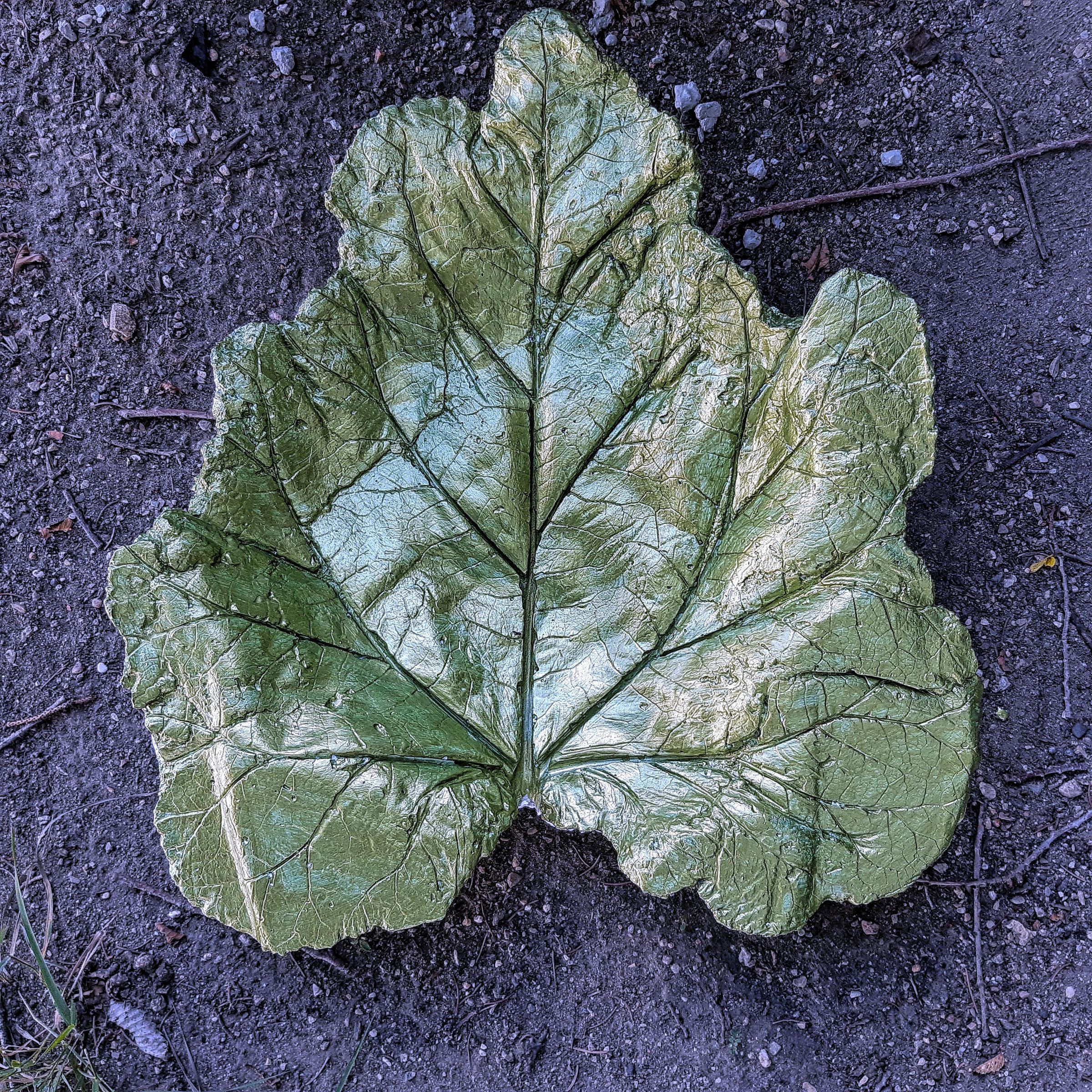 Concrete Rhubarb Leaf Garden Decor : 8 Steps (with Pictures ...