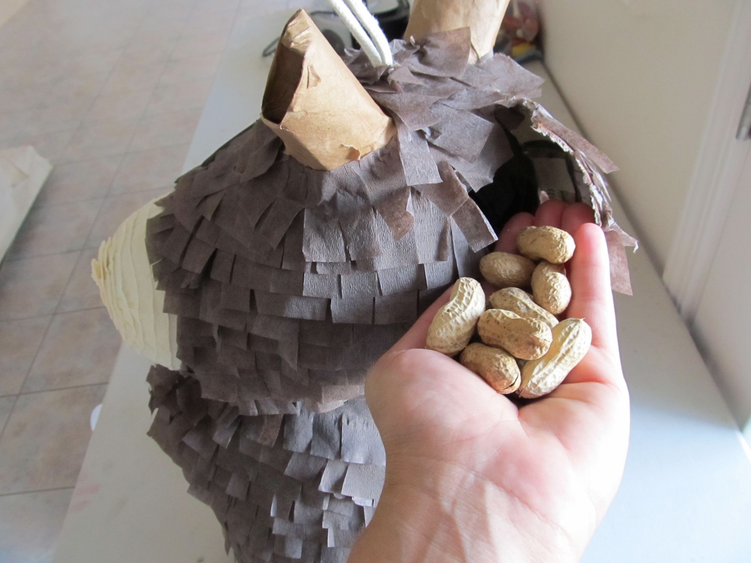 How to Make Custom Pinatas : 8 Steps (with Pictures) - Instructables