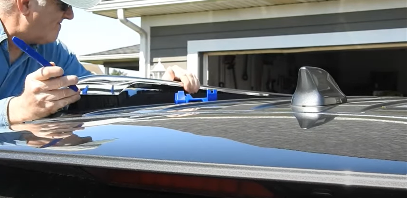 Ford Explorer Roof Rack Removal for the Flat Top Look Mad Max Sporty ...