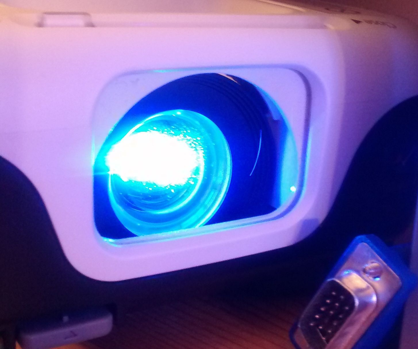 Epson Projector Temperature Sensor Repair : 4 Steps (with Pictures ...