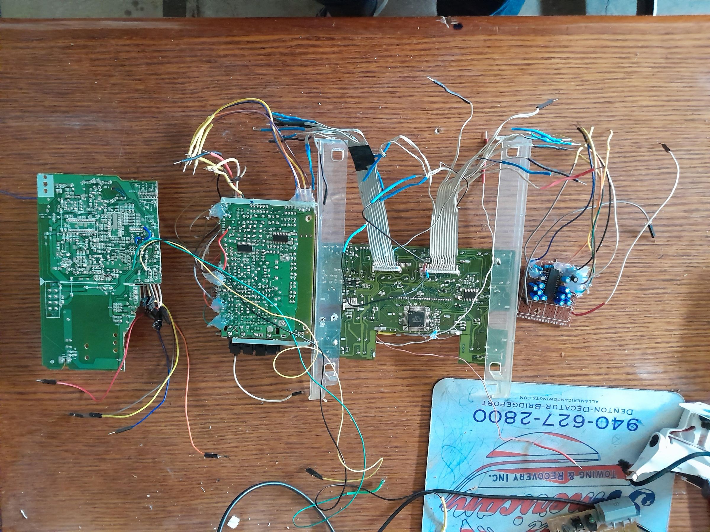 Sanyo CCB (Computer Control Bus) : 7 Steps - Instructables