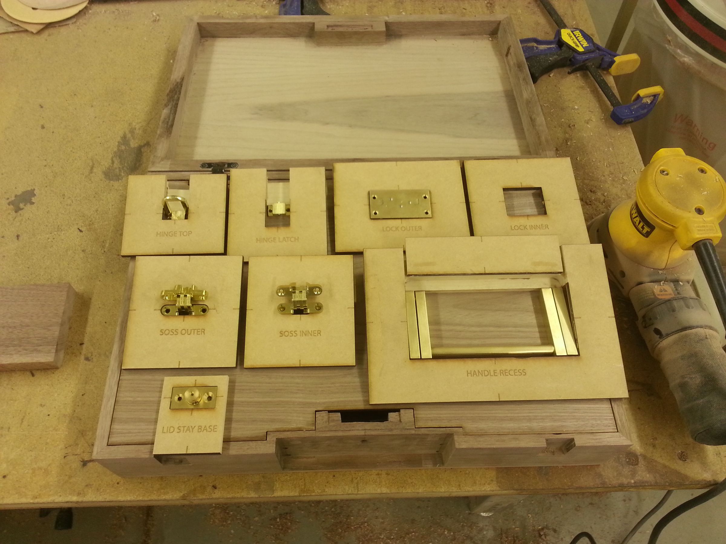 Portable Lap Desk & TechShop Tool Kit : 8 Steps (with Pictures ...