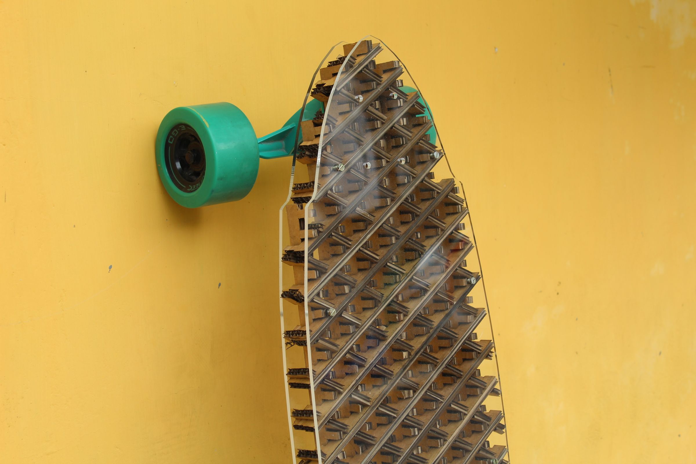 Quarter Iso-grid Cardboard Longboard : 15 Steps (with Pictures ...