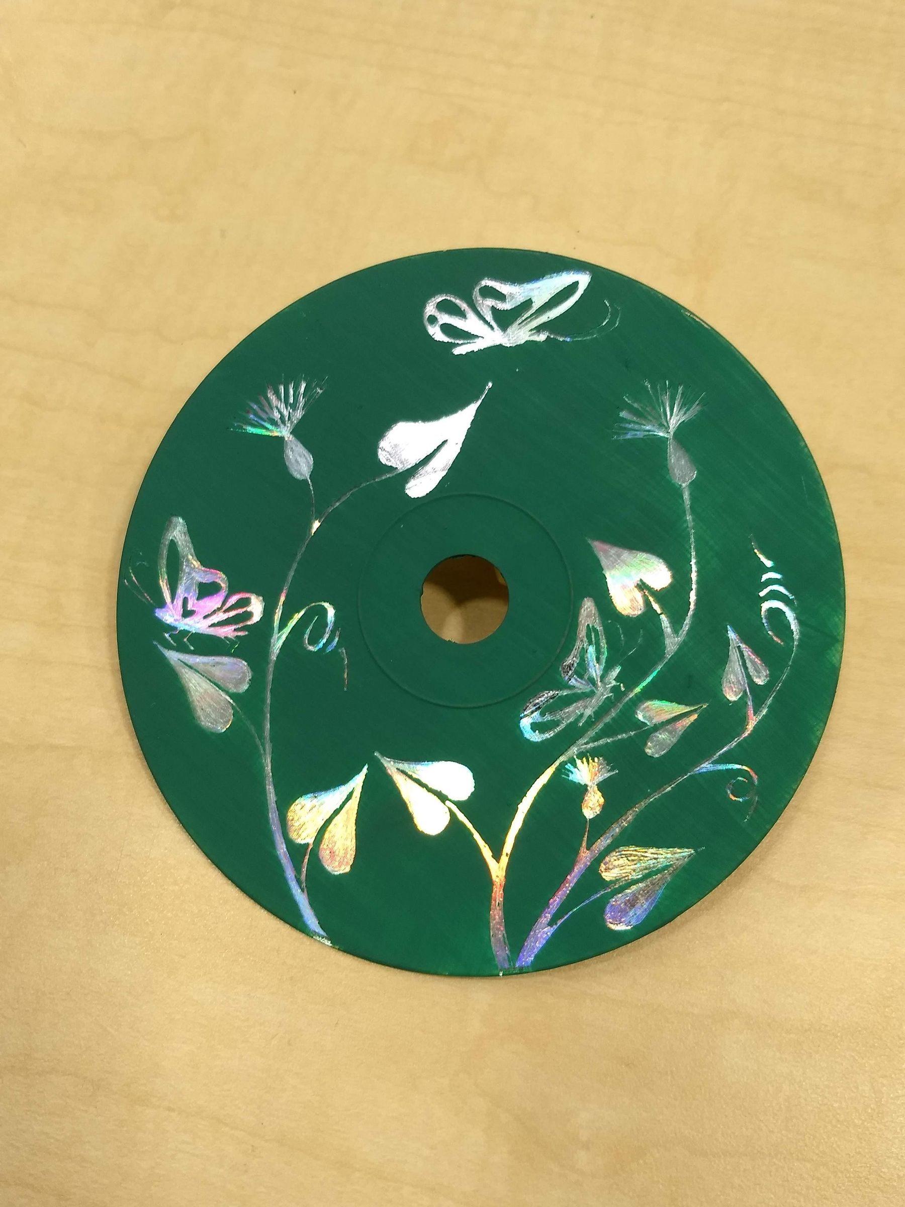 Simple CD Scratch Art : 3 Steps - Instructables