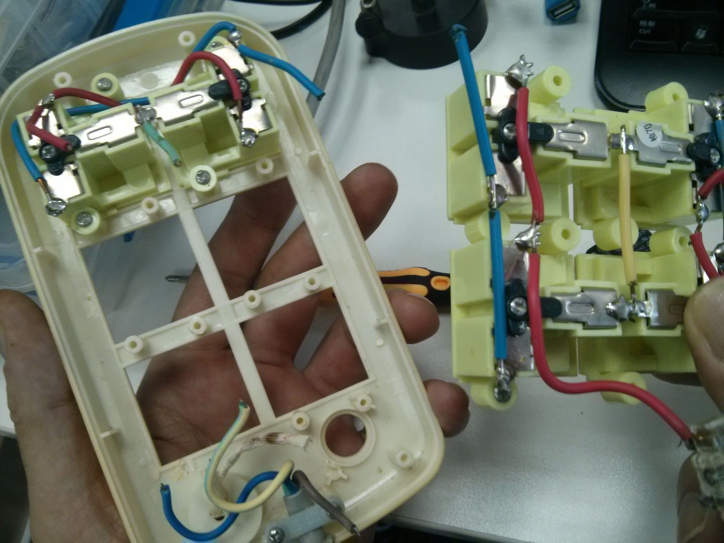 Arduino Power Outlet With Exposed Pins : 7 Steps (with Pictures ...