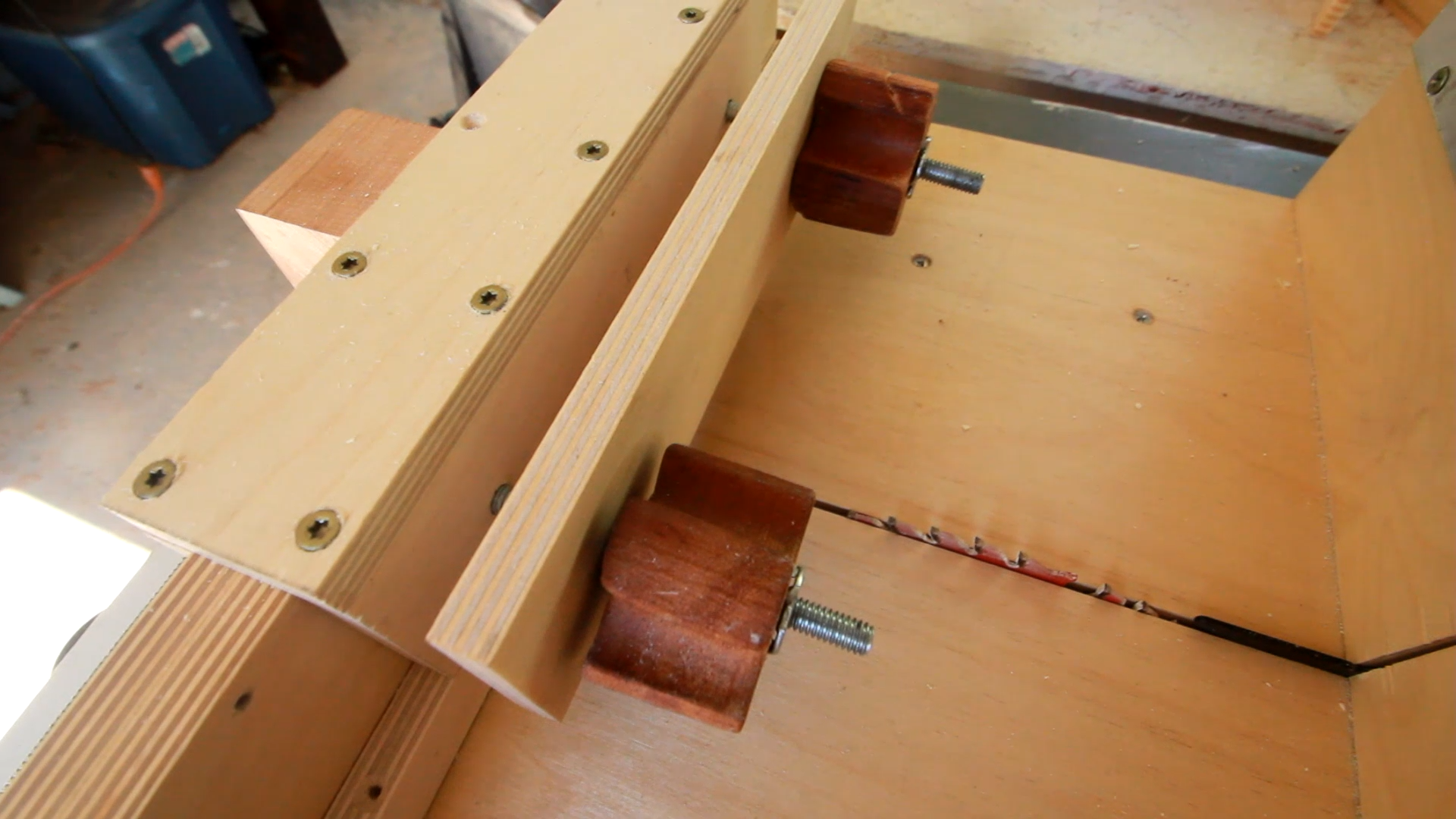 How to Build a Variable Box Joint Jig : 11 Steps (with Pictures ...
