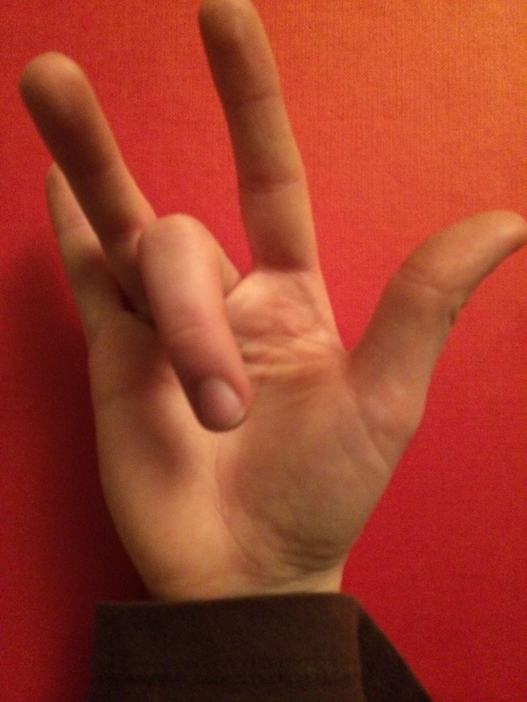 How to Count in Binary With Nothing But Your Hands : 8 Steps ...
