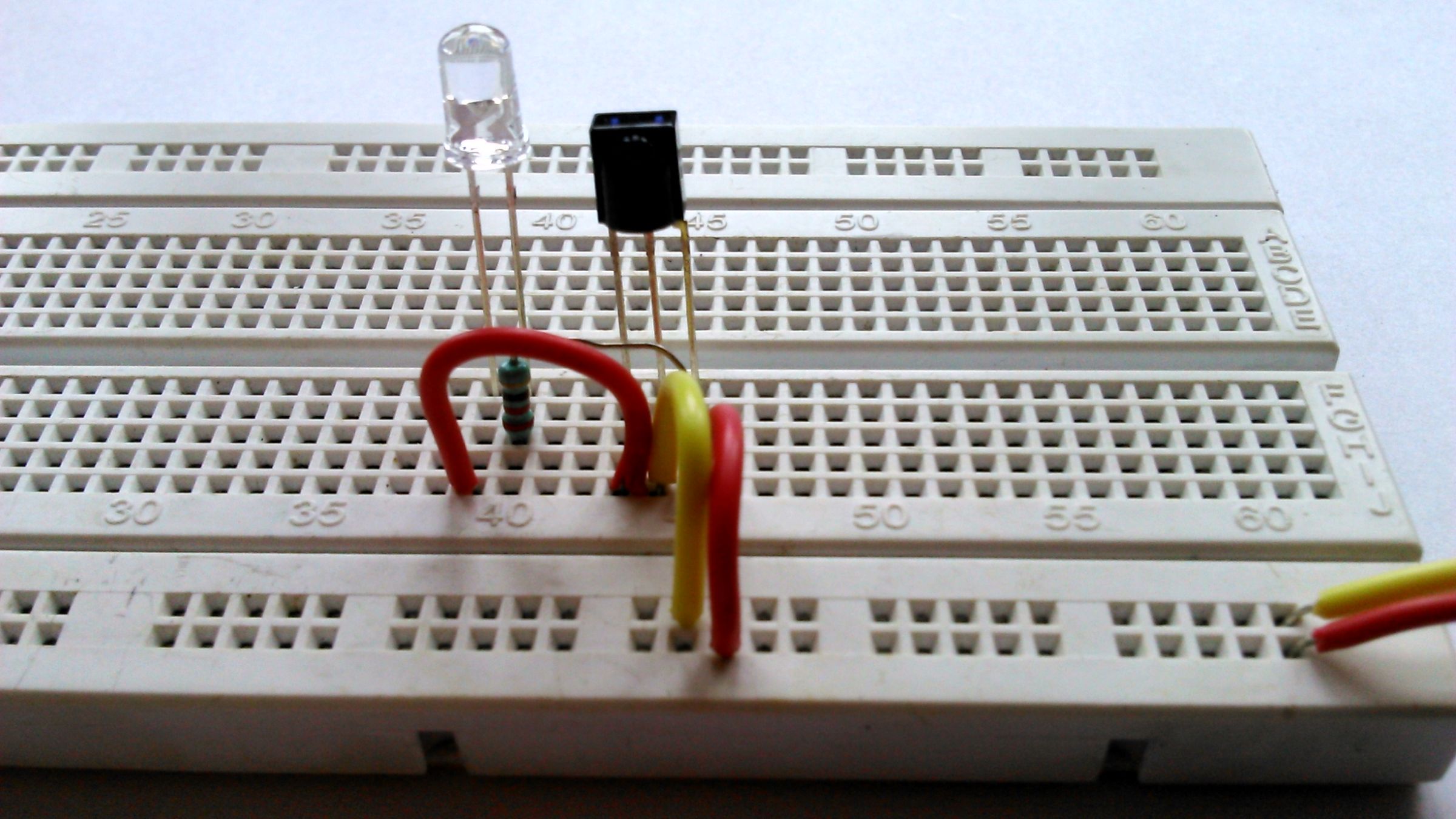 Simple IR Remote Tester Circuit. : 3 Steps - Instructables