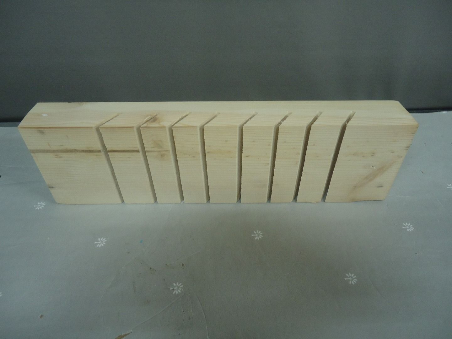 2x4 Letter/Pen/Key Holder : 4 Steps (with Pictures) - Instructables