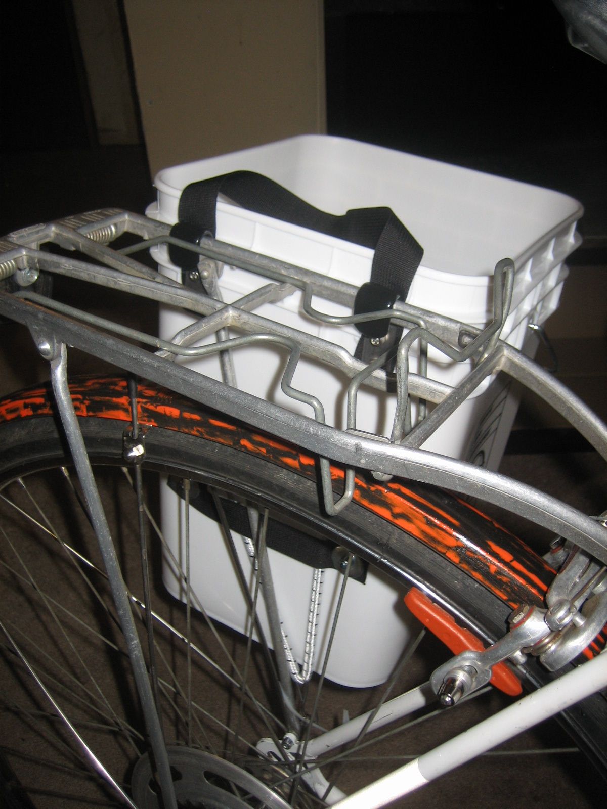 Building Better Bucket Panniers : 4 Steps - Instructables