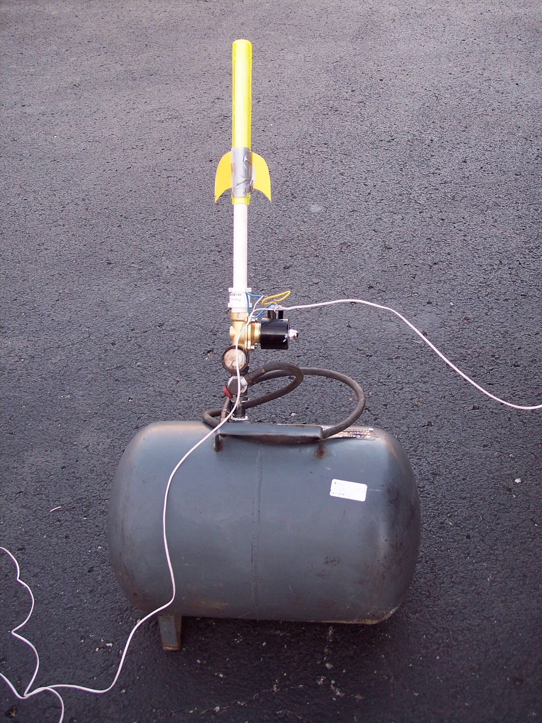 Air Powered Rocket Launcher : 19 Steps (with Pictures) - Instructables