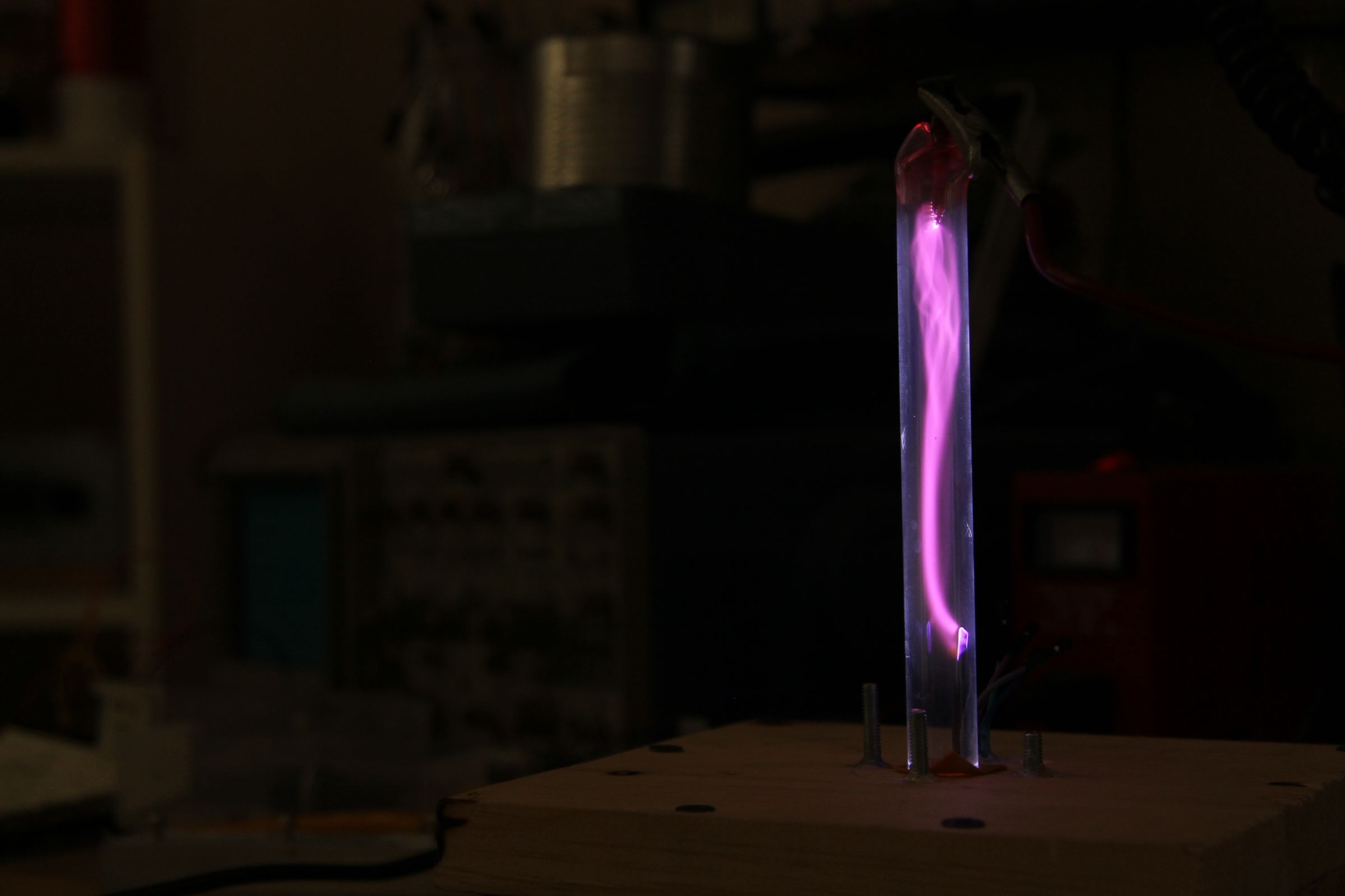 DIY Cathode Ray Tube: Interacting With Electrons : 12 Steps (with ...