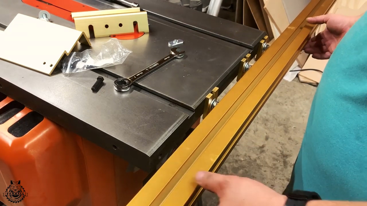 How to Install the Incra TS-LS Positioner : 14 Steps - Instructables