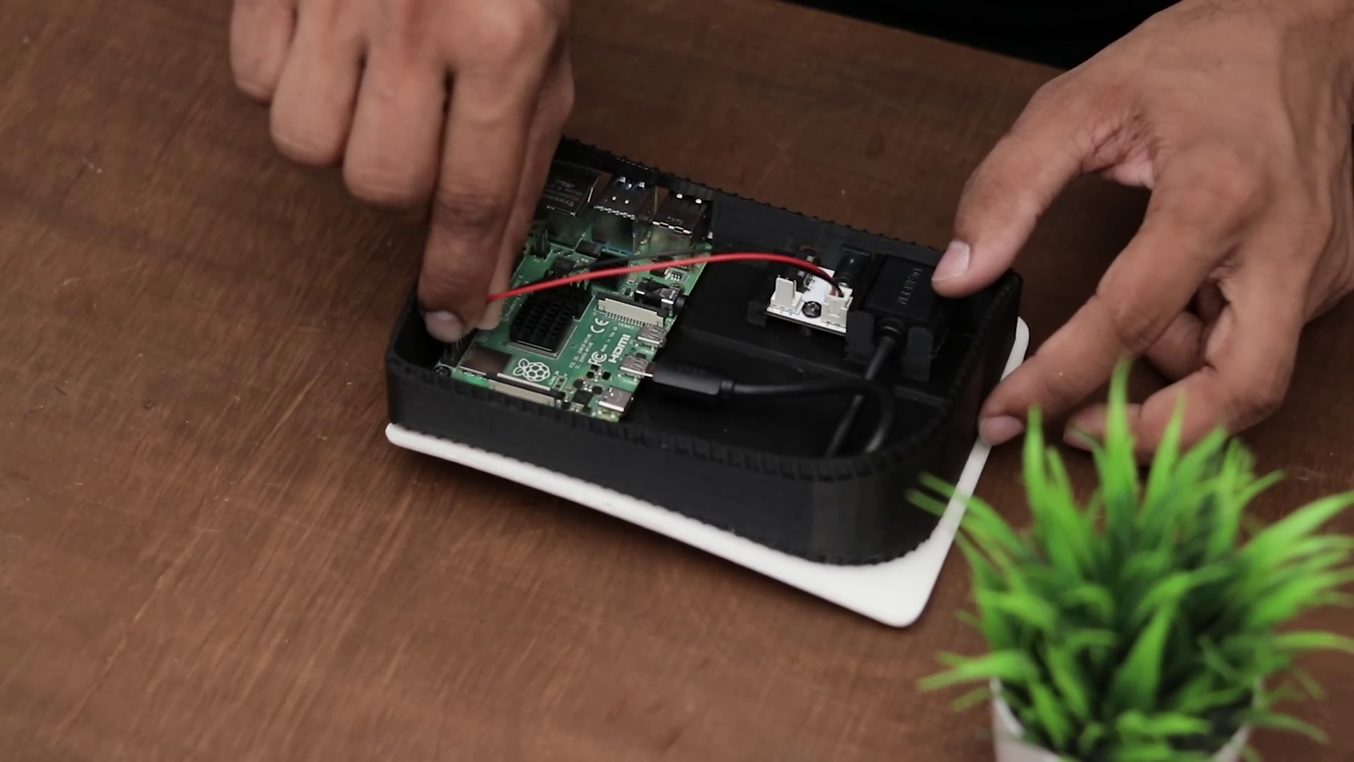 Pi Station Gaming Console With 3D Printed Tiny Play Station 5 Case : 9 ...