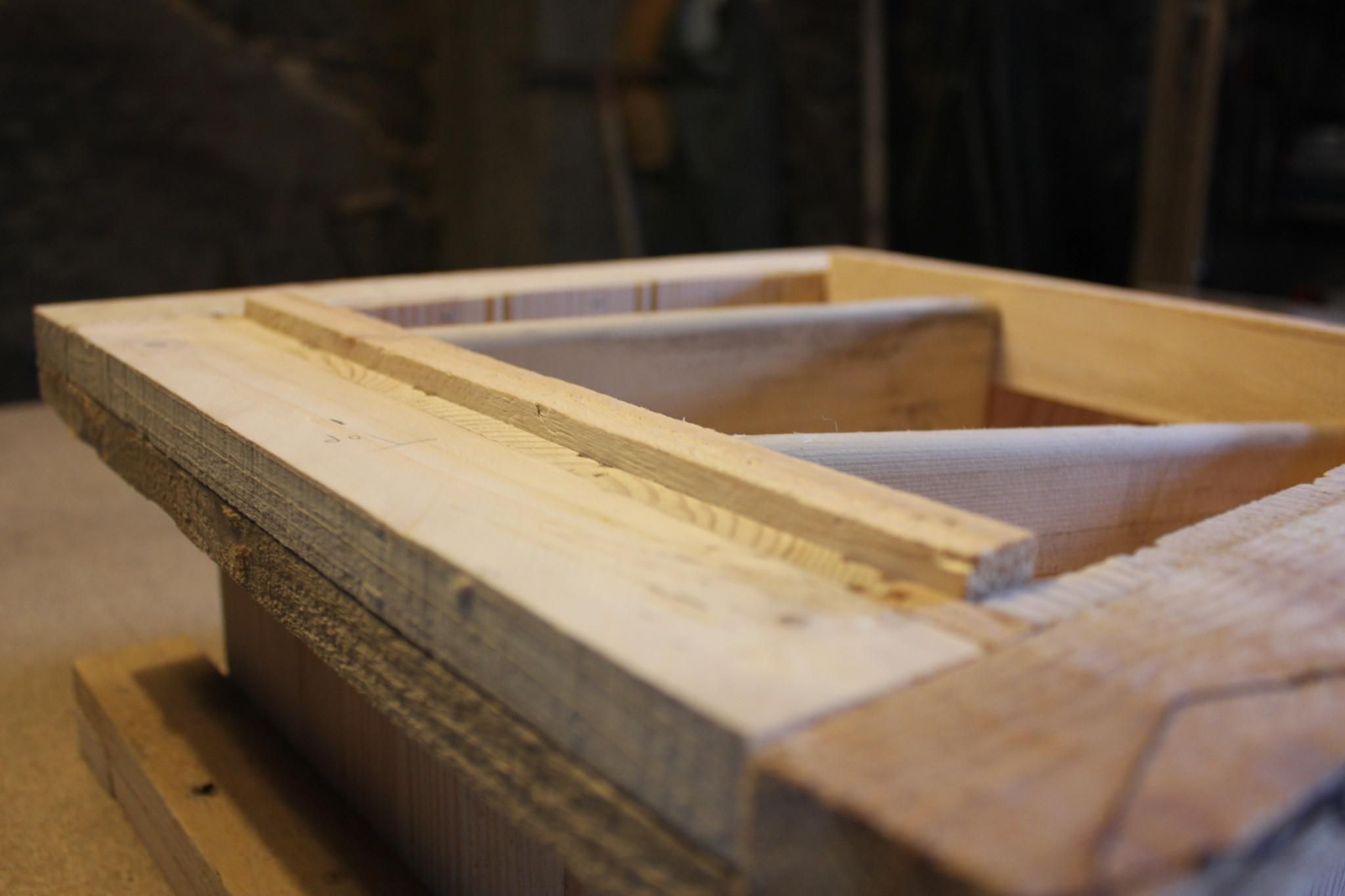 Make a Wooden Fuelless Cooker or Hay-box Using Scrap Wood and Hemp Wool ...