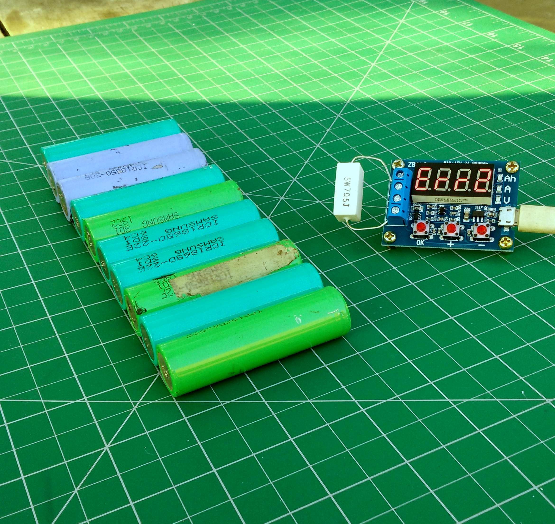 Lithium Battery Capacity Tester : 5 Steps (with Pictures) - Instructables