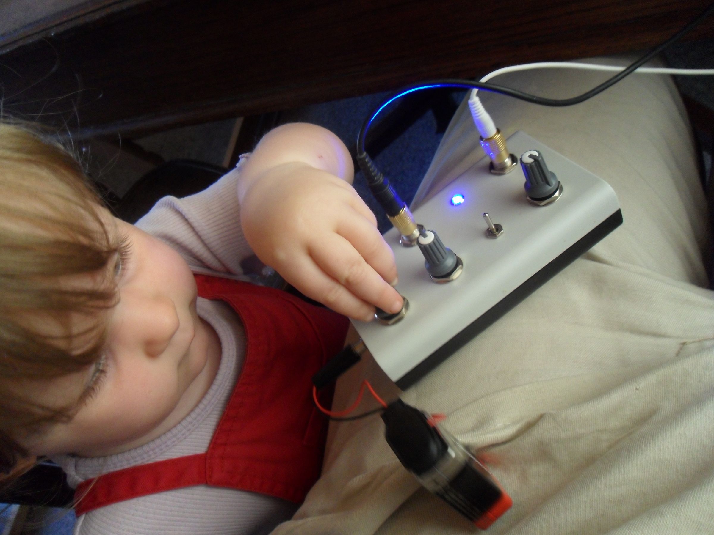 Voltage Controlable Atari Punk Console (with Pictures) - Instructables